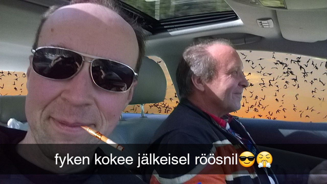Mina🚬irl Scrolller
