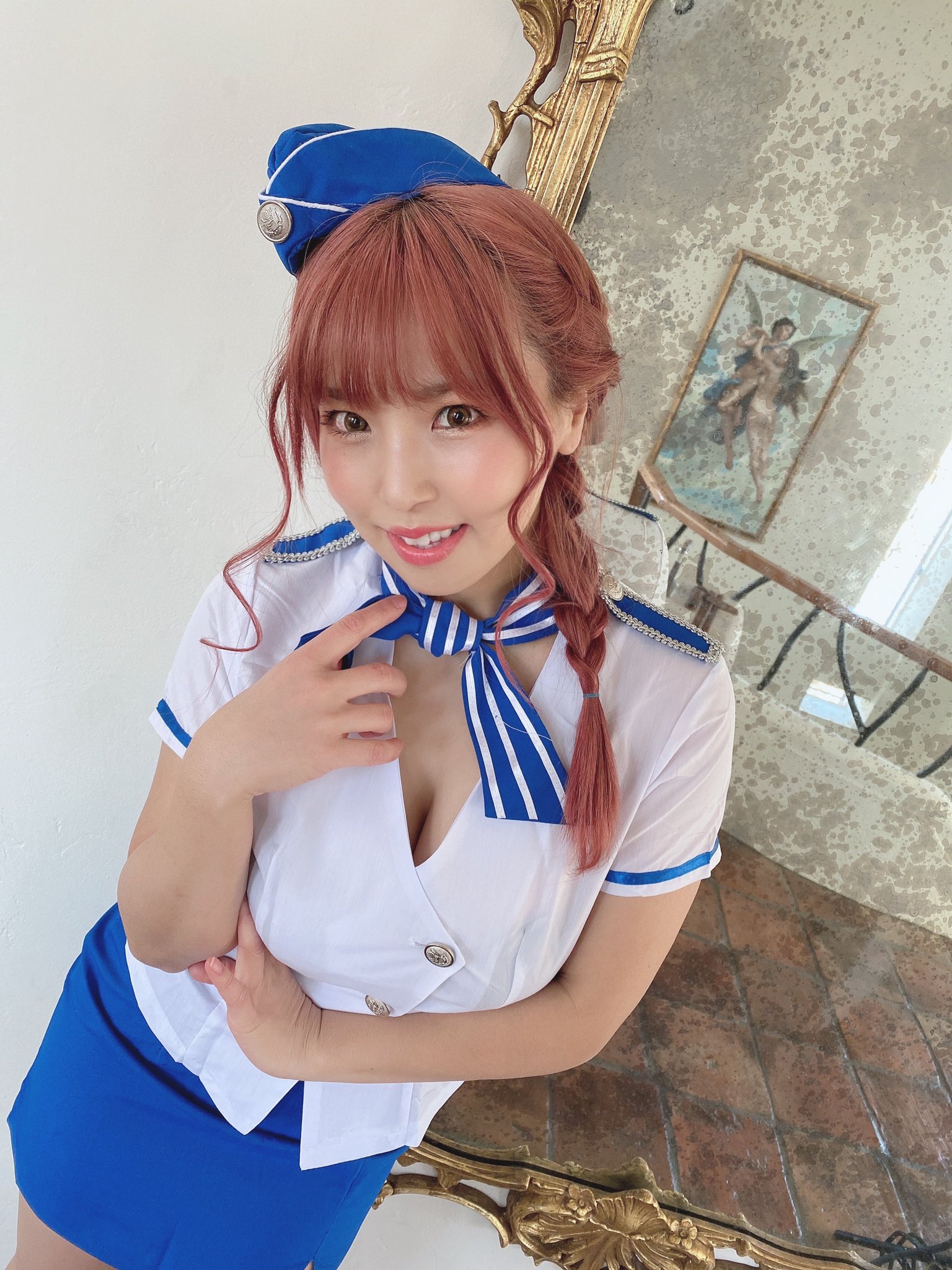 Mina Shirakawa | Scrolller