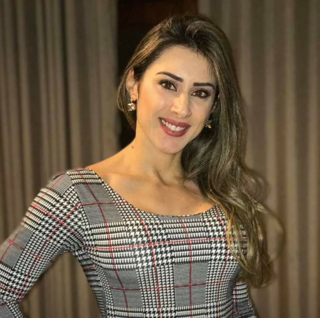 Minha tia gostosa | Scrolller