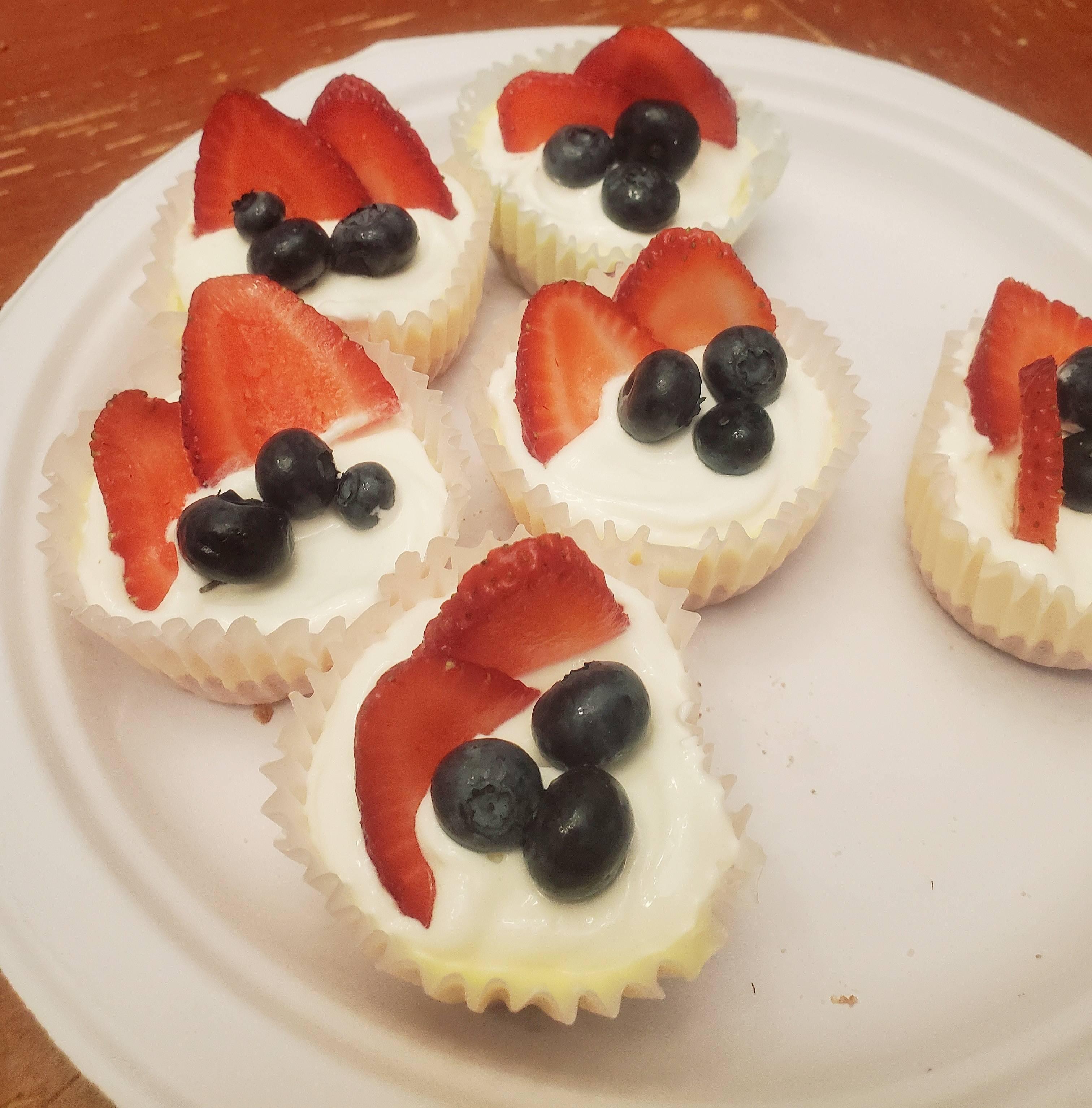 Mini cheesecakes. | Scrolller