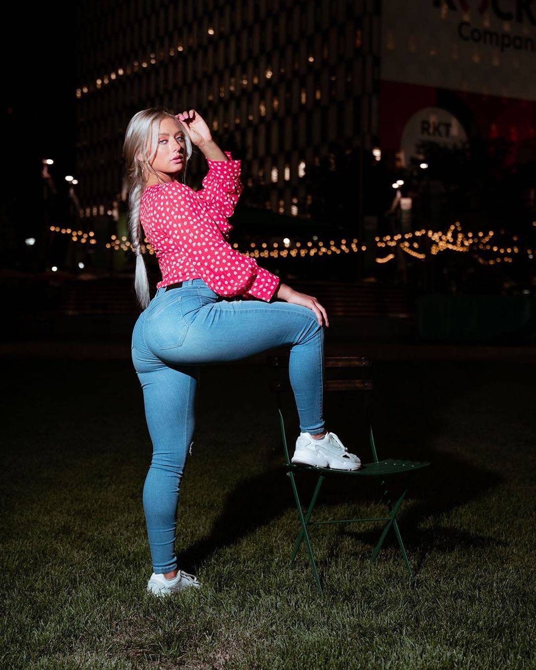 Miranda in tight jeans | Scrolller