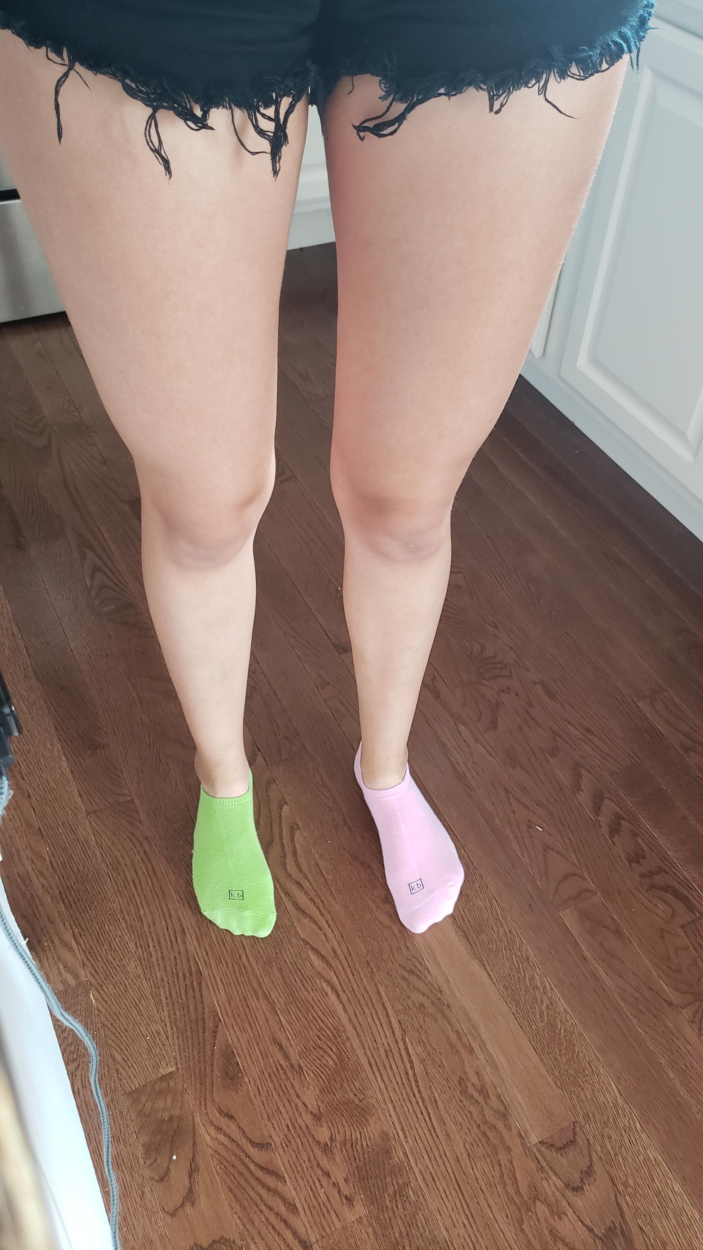 Mismatched green and pink KB | Scrolller