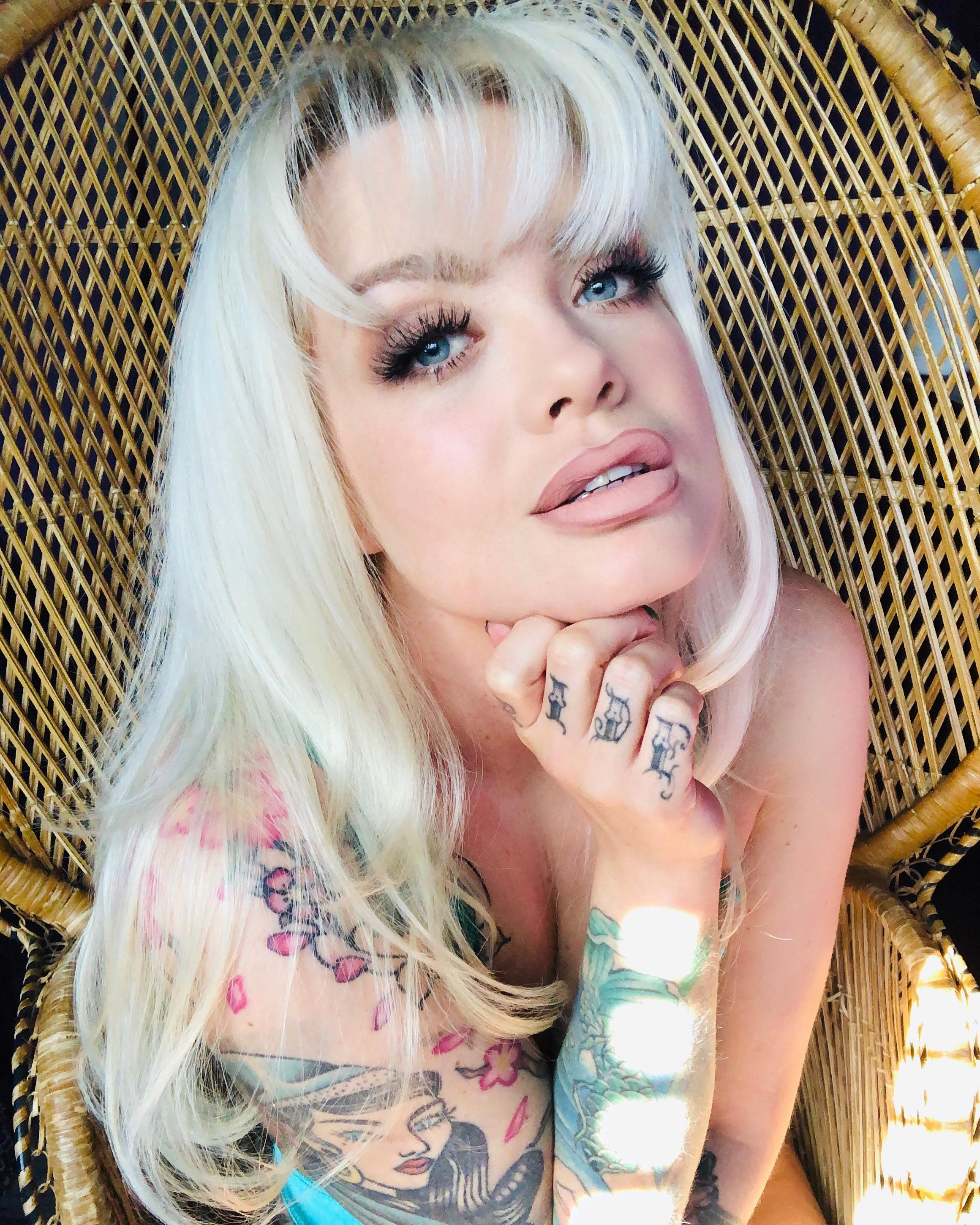 Miss my 90s style hair 💜 | Scrolller