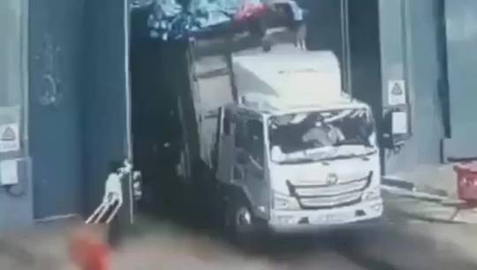 MMC after my truck falls into a massive pile of garbage | Scrolller