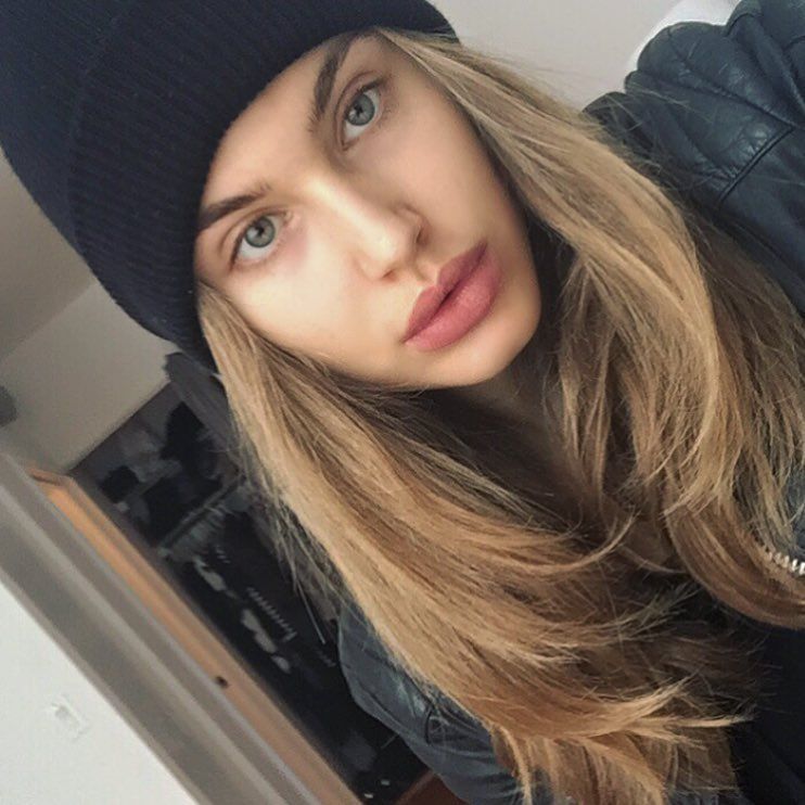 Modelling | Scrolller