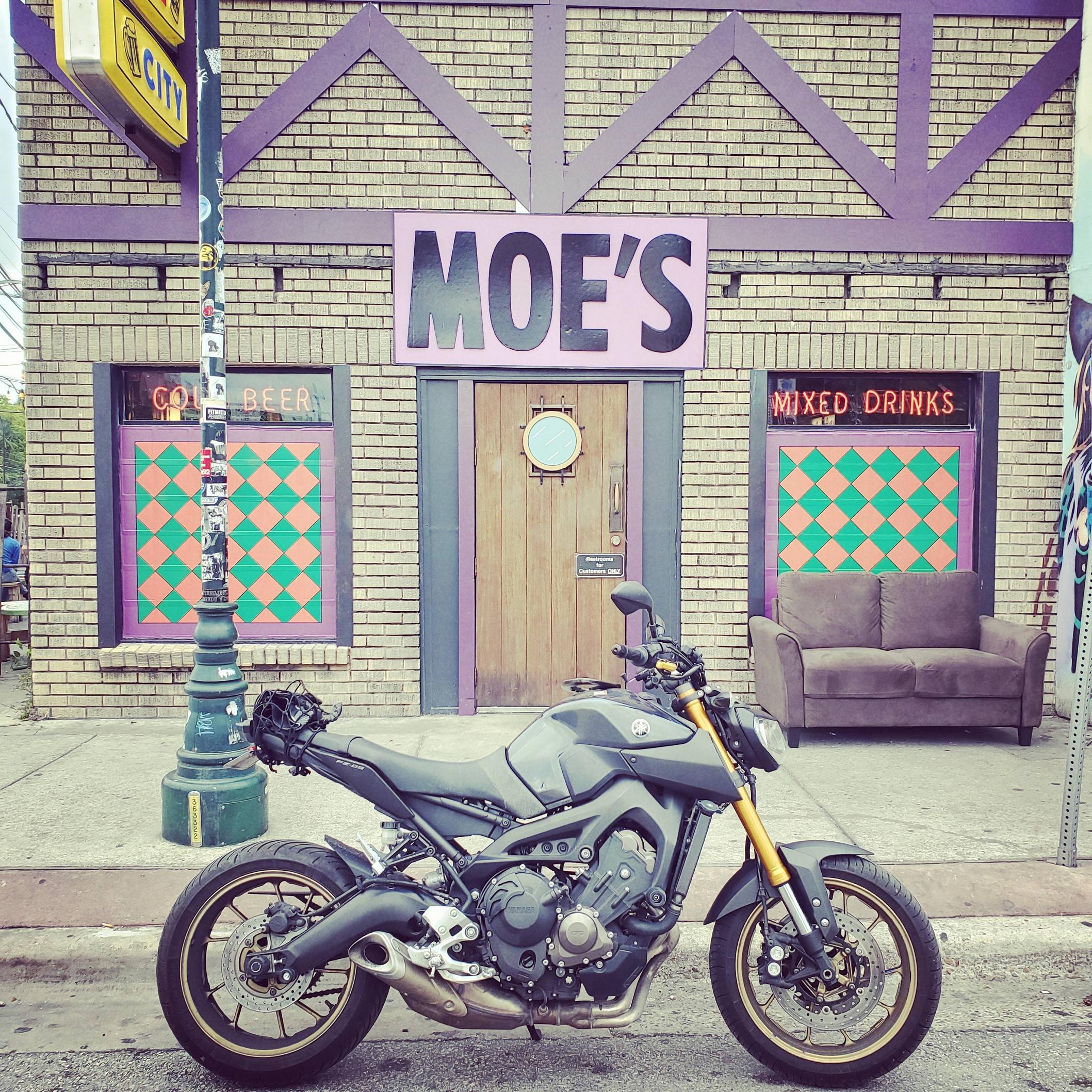 MOE'S | Scrolller