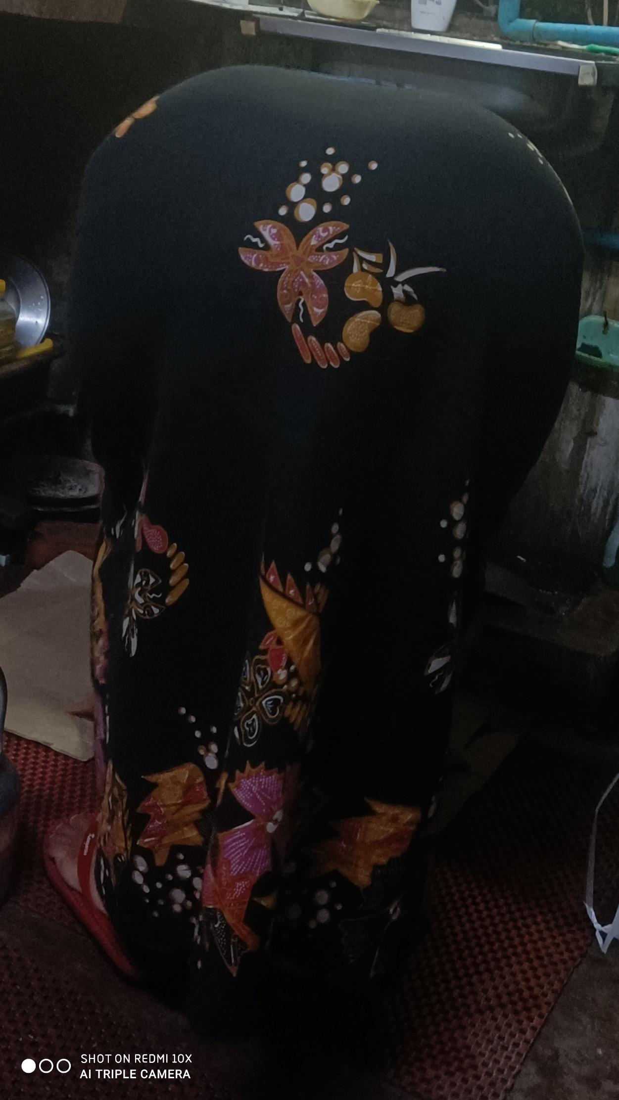 Mom Ass MILF | Scrolller