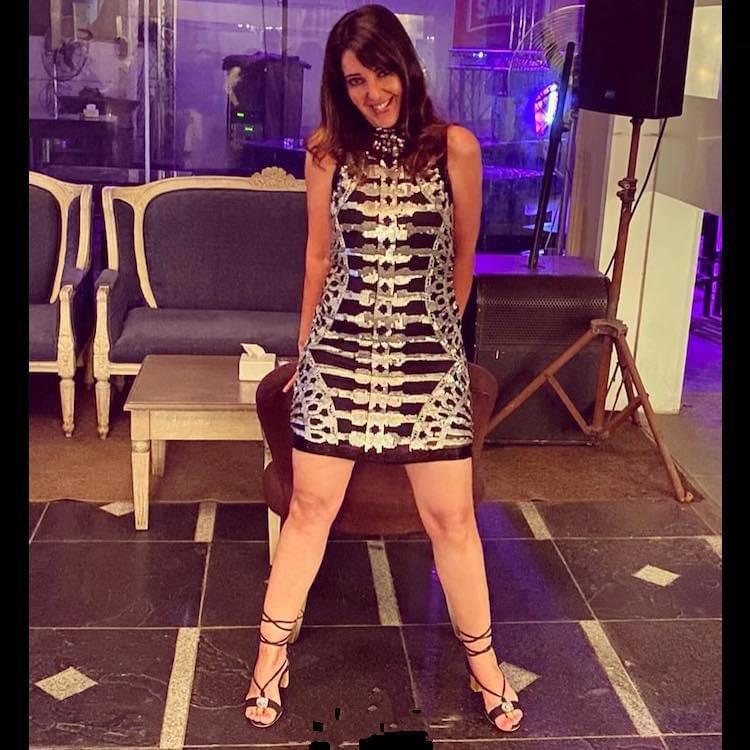 Mom went out last night like this 😬 | Scrolller