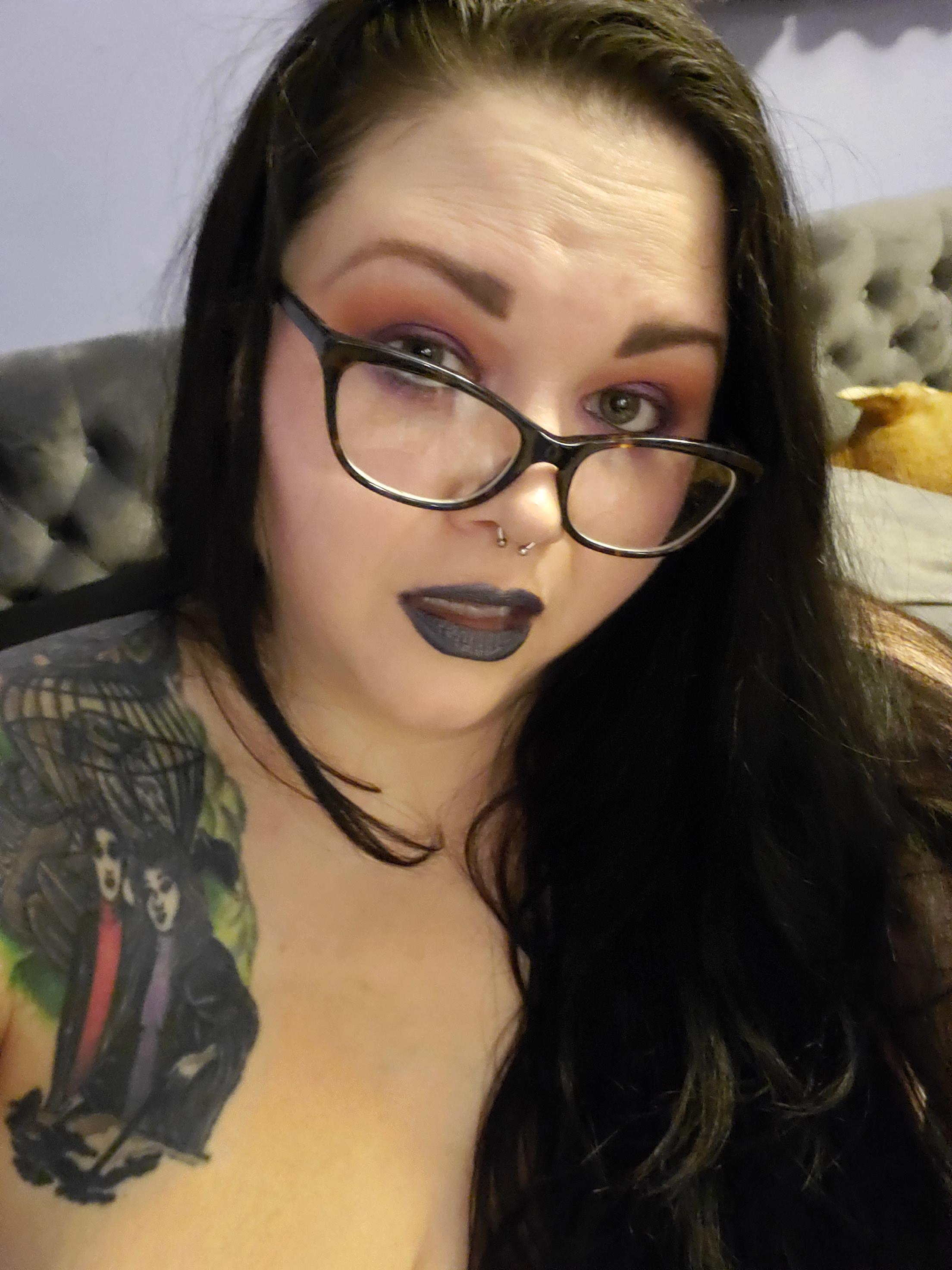 Can I help you find something? | Scrolller