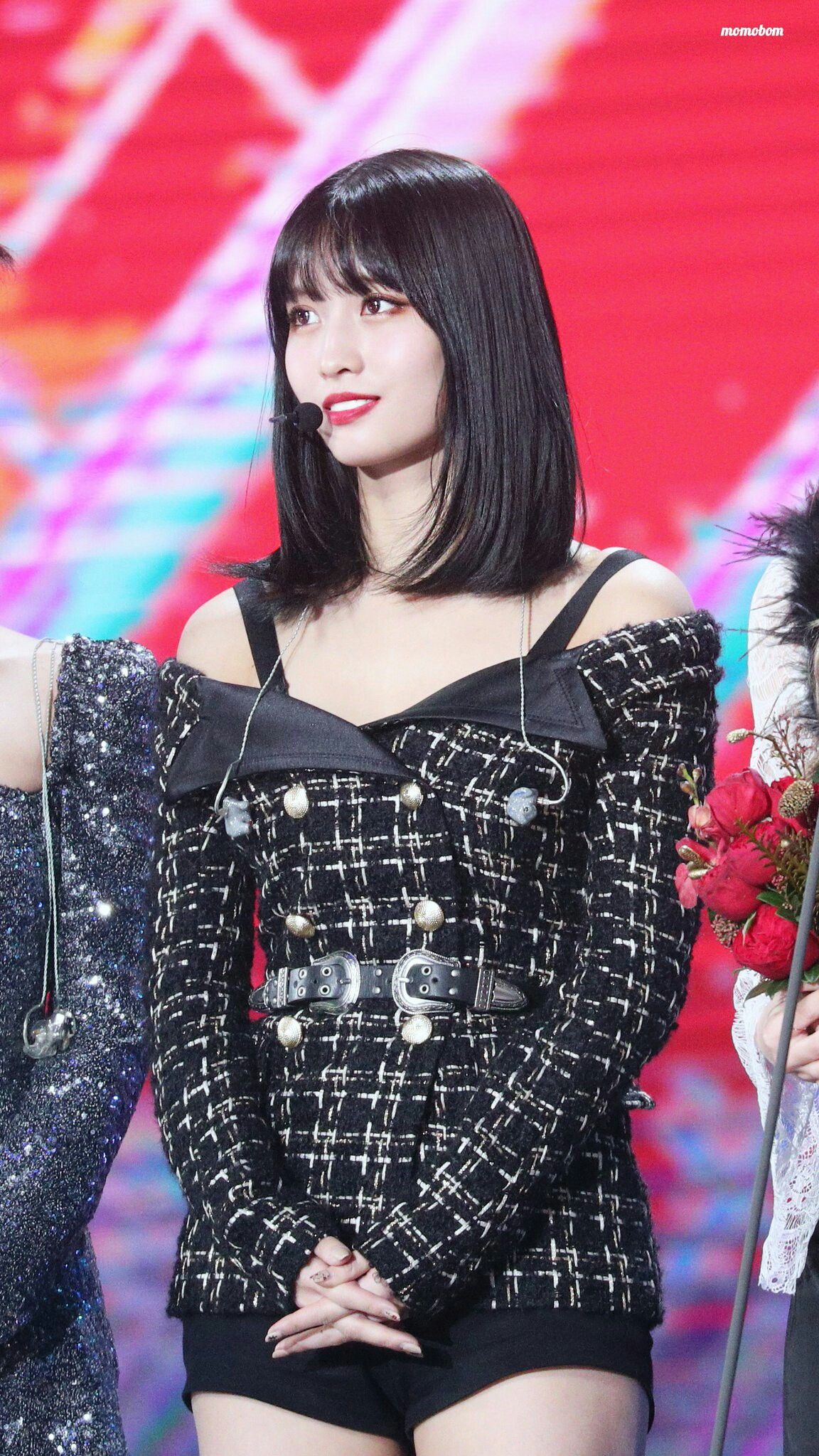 Momo Scrolller
