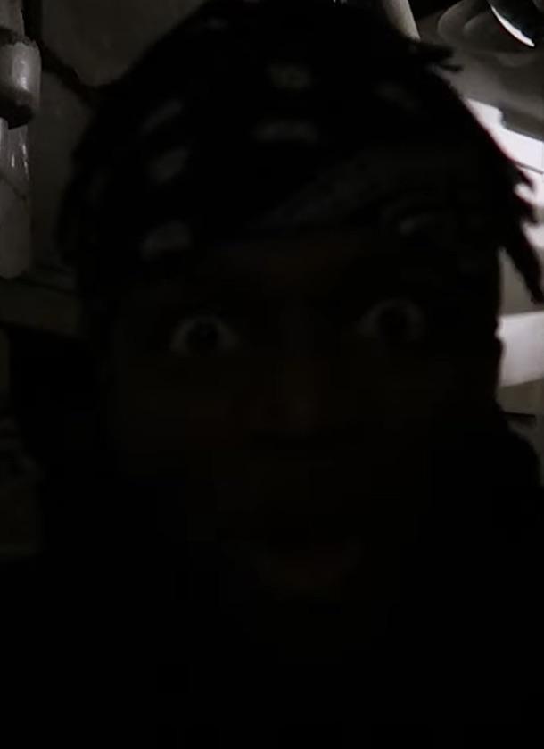 MoMo looking kinda odd | Scrolller