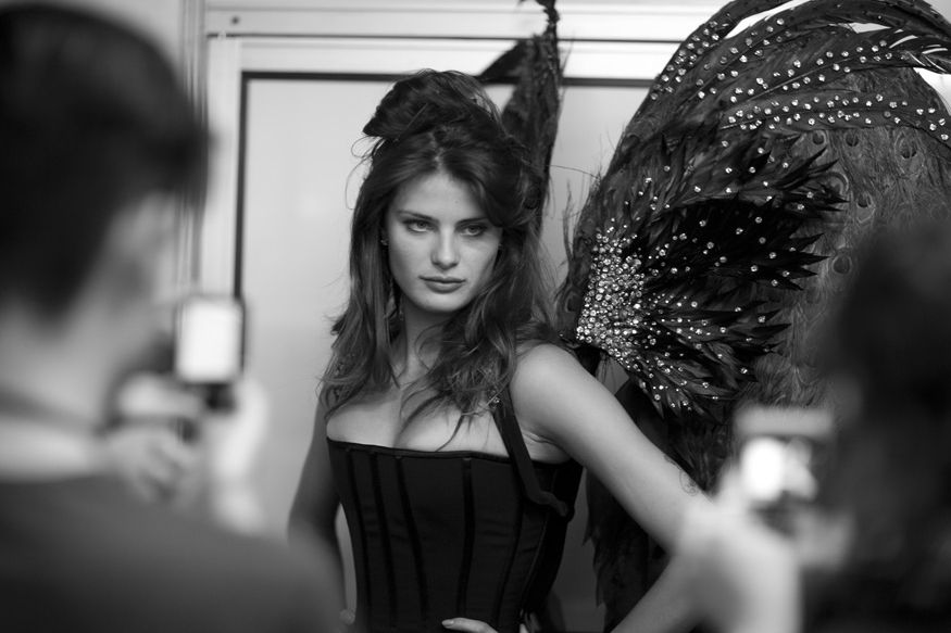 Backstage | Scrolller