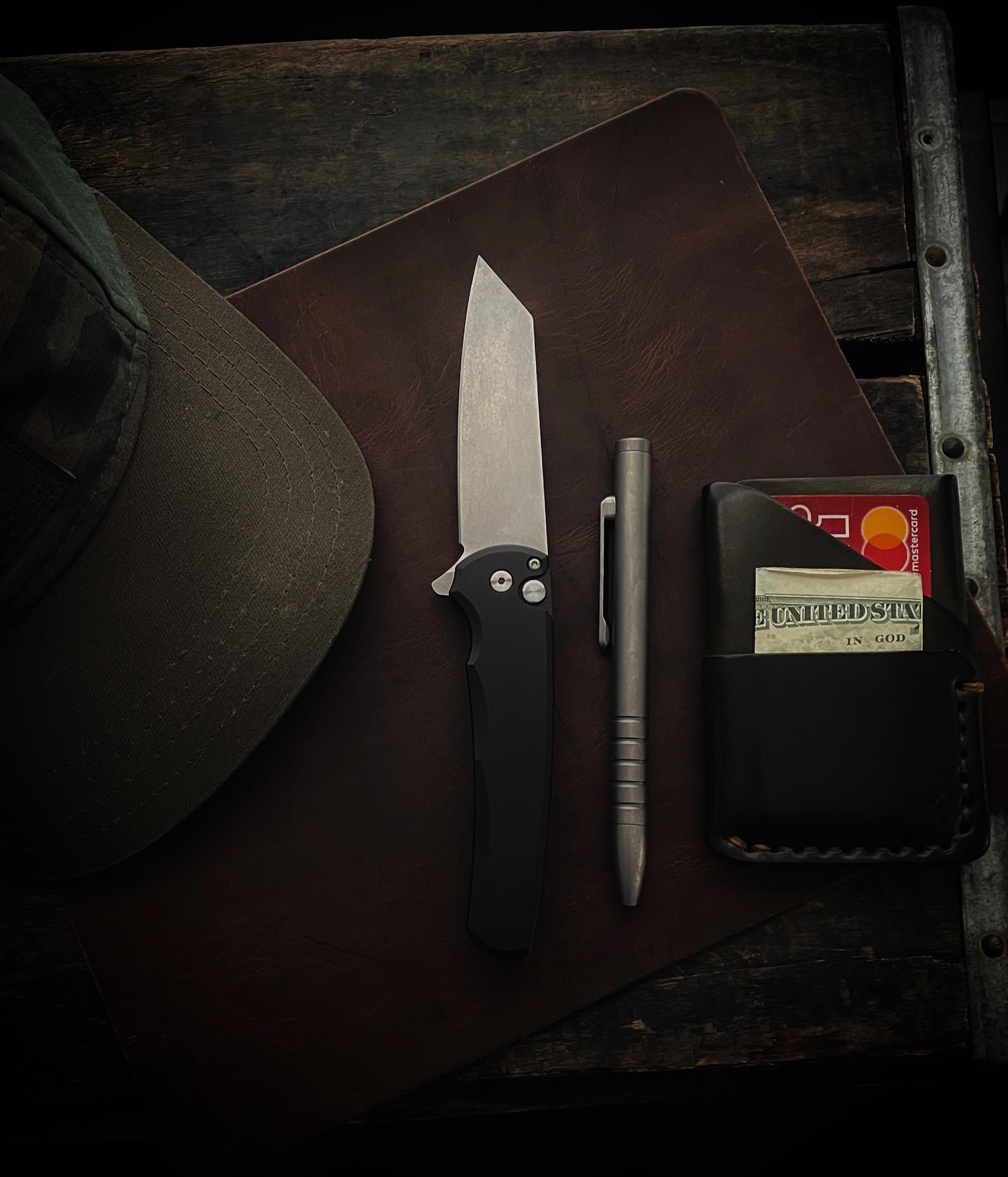 Monday carry | Scrolller