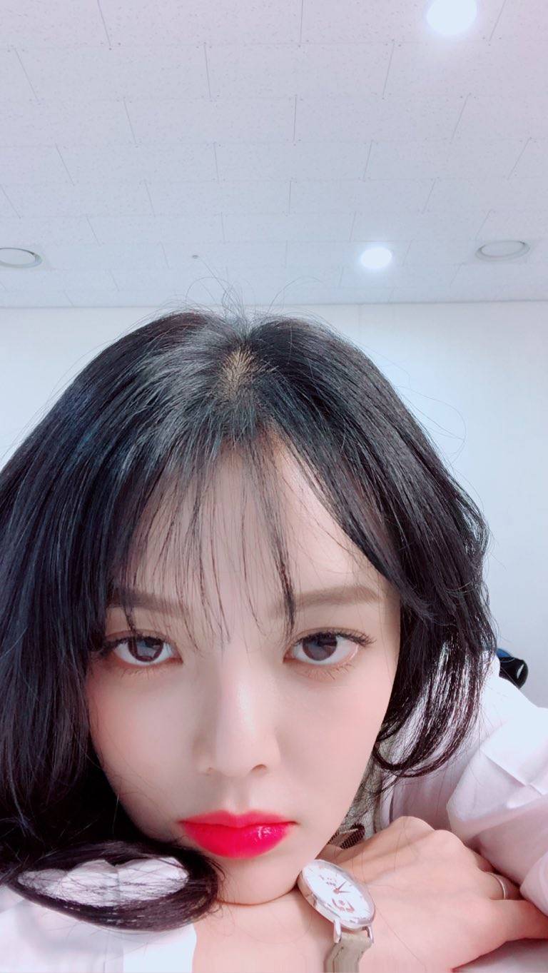 More forehead | Scrolller