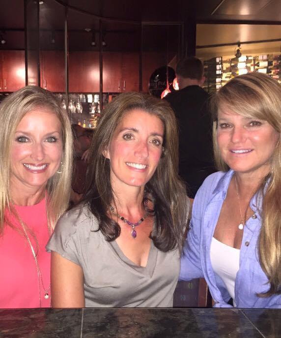 More Milfs Scrolller