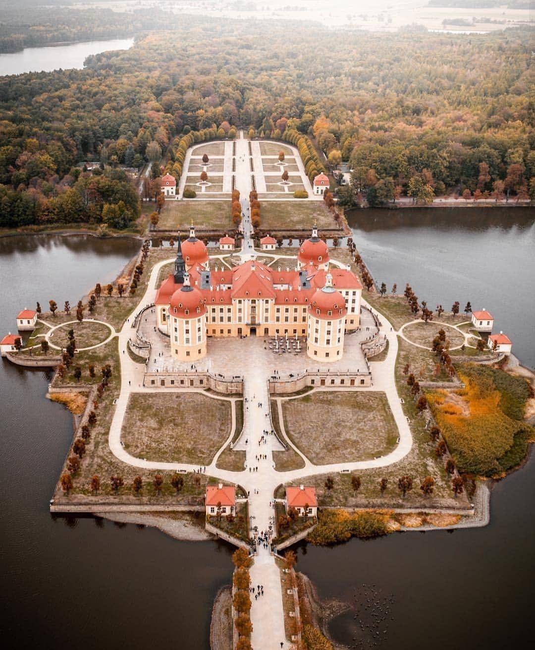 Moritzburg Castle | Scrolller