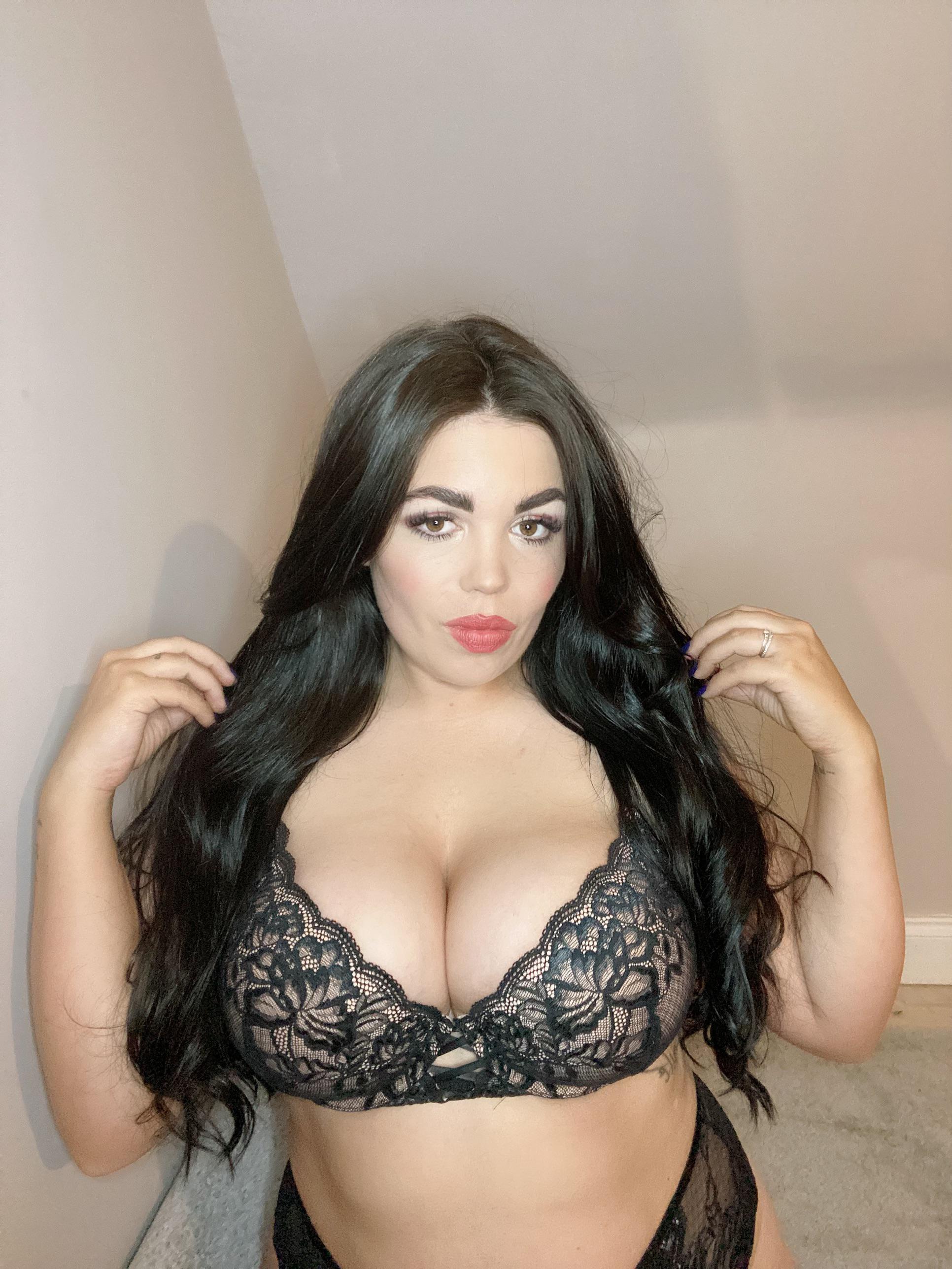 Happy Friday | Scrolller