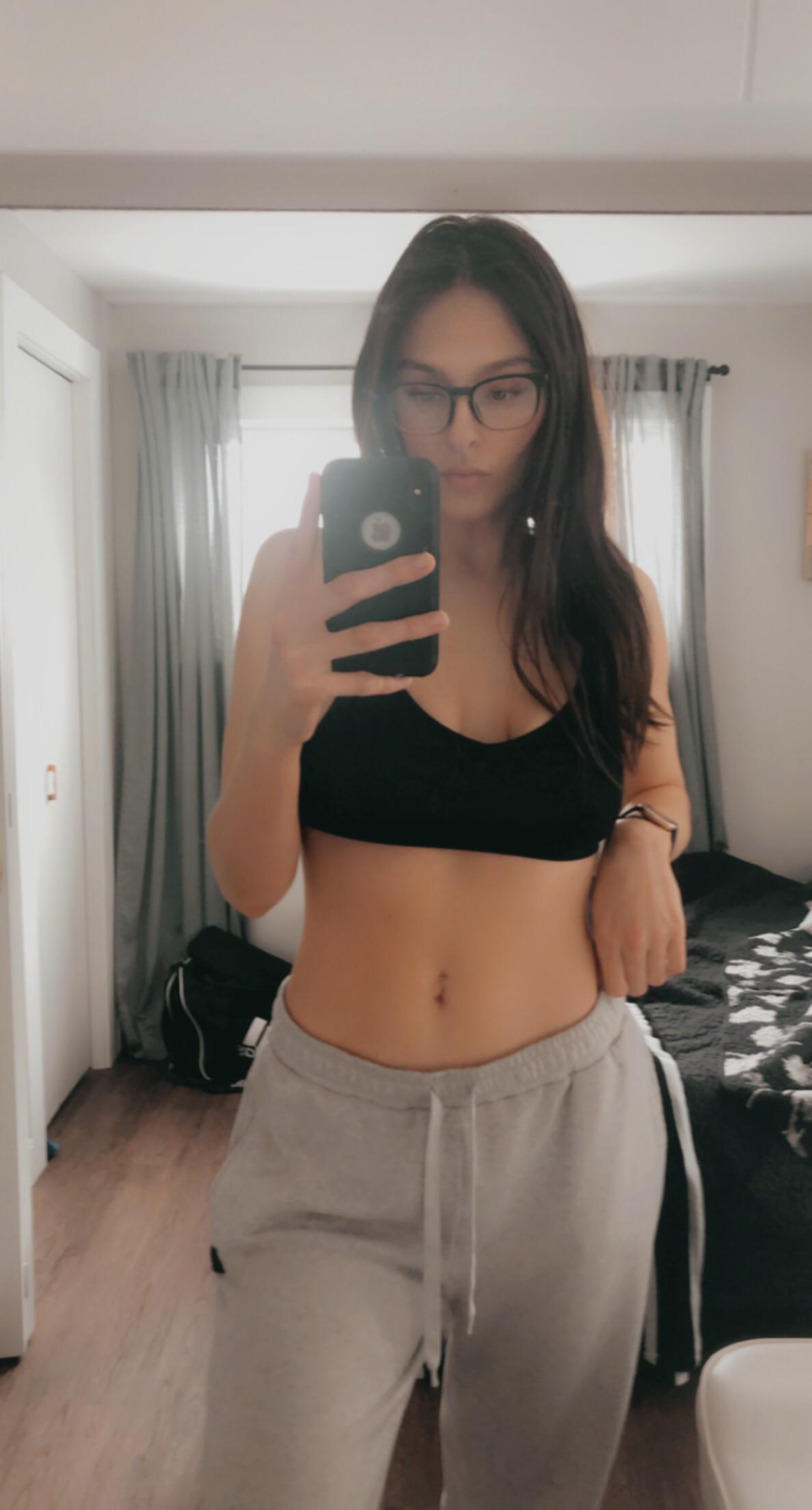 My mom bod this morning 😘 | Scrolller