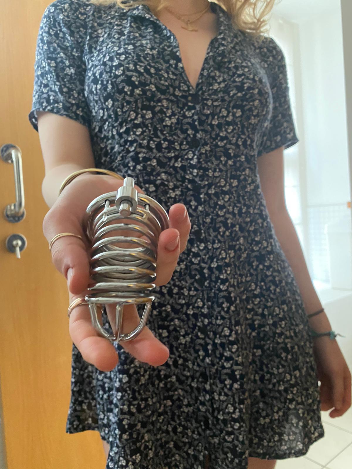 Mummy’s got you something to wear [domme] | Scrolller