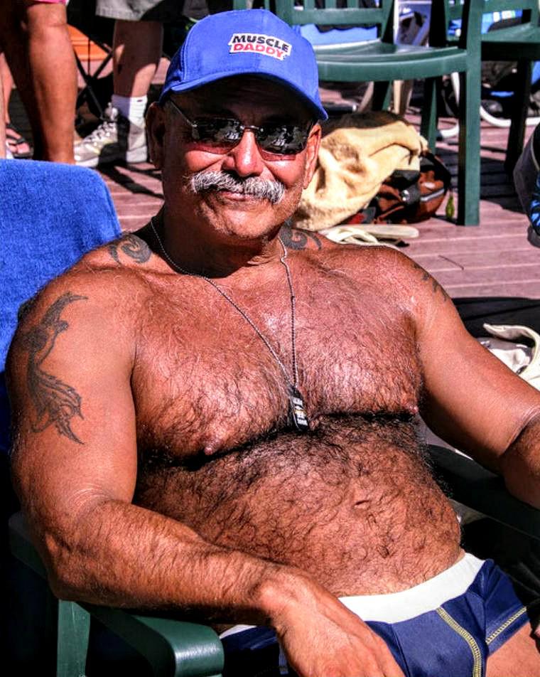 Muscle daddy | Scrolller