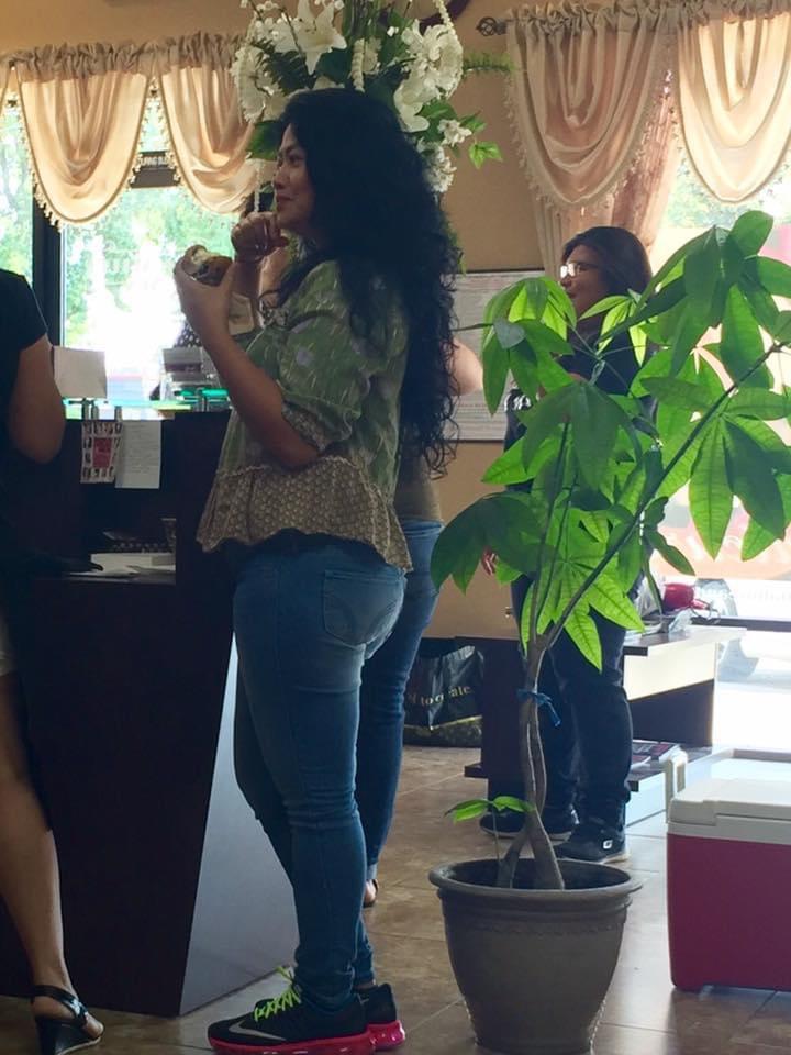 My Aunt 😍 Scrolller