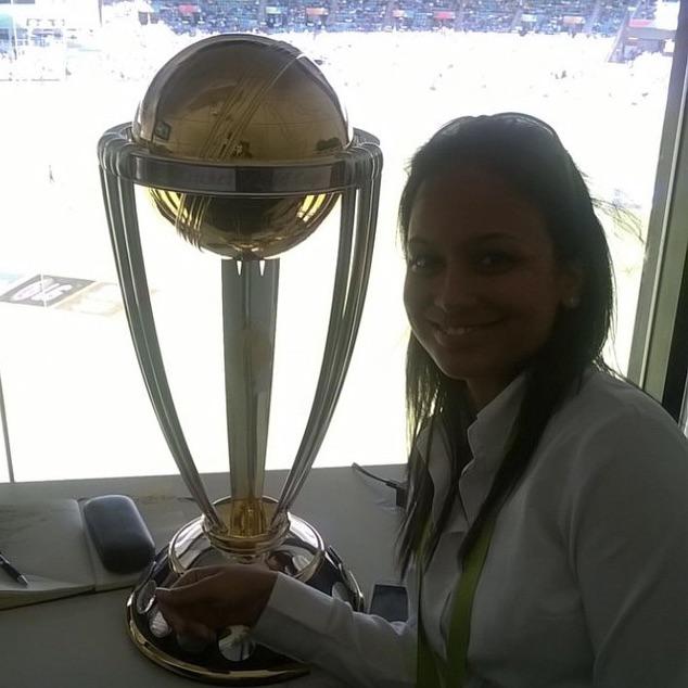 My aunt works for the cricket ipp. What would you do to her plump ass. Trib for insta | Scrolller