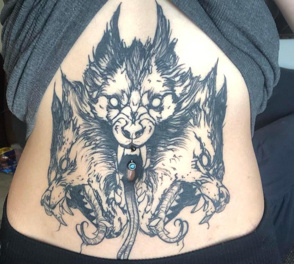 My belly button piercing | Scrolller