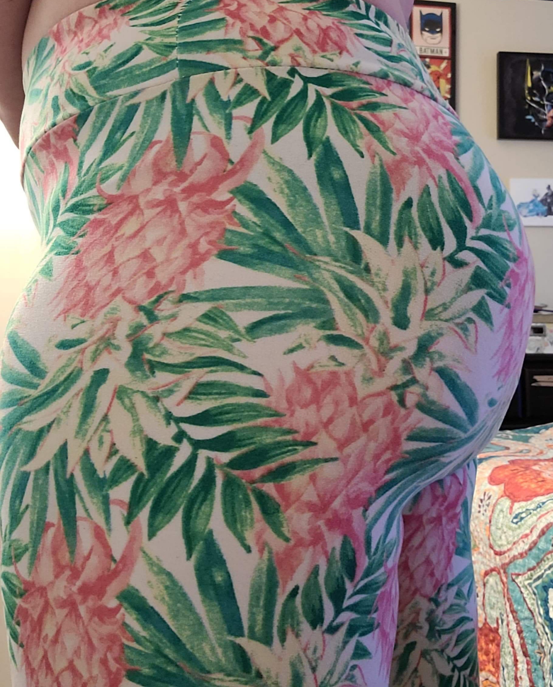 My bubble butt and thick thighs. | Scrolller