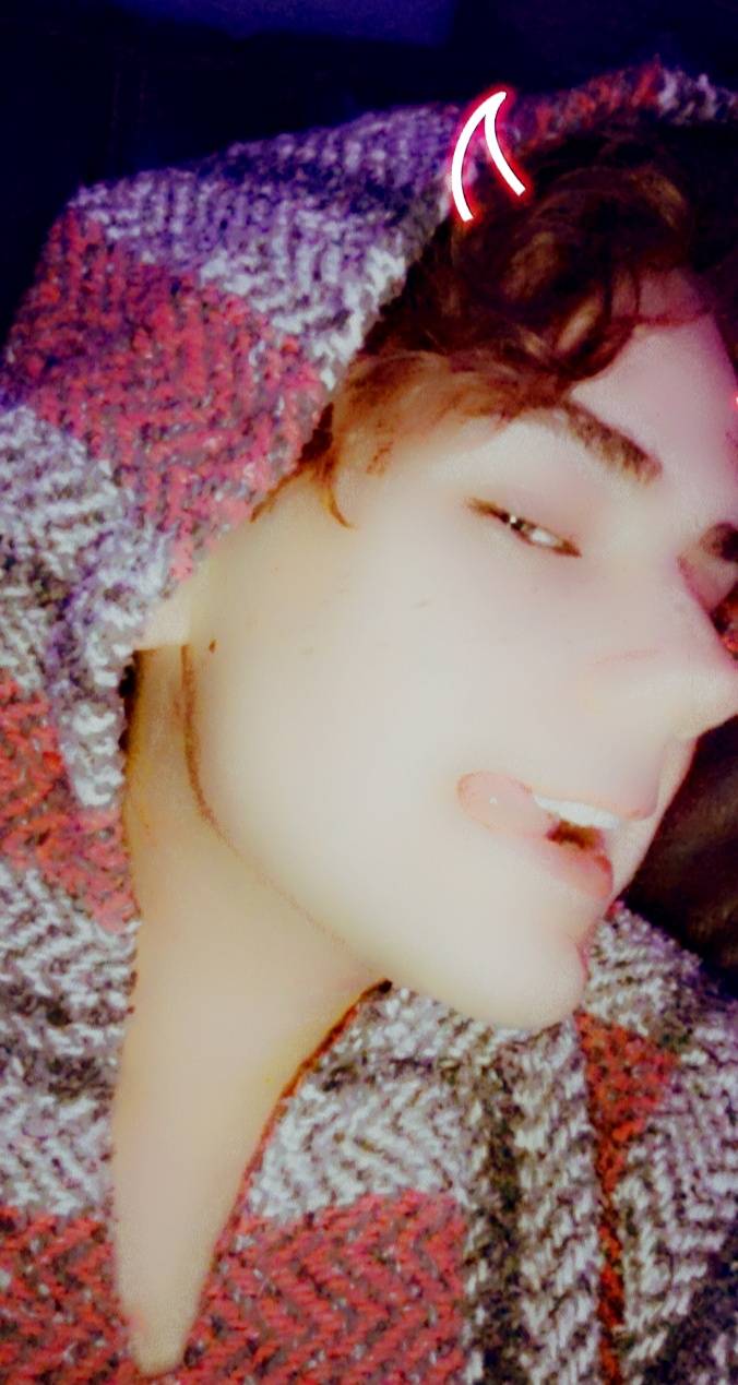 My chapstick taste like candy 😍 | Scrolller