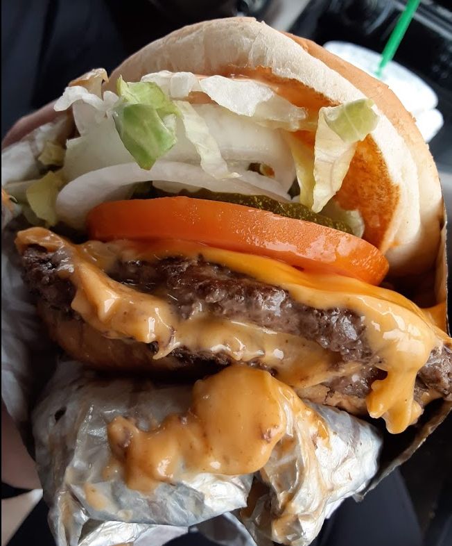 My cheat meal burger. A beautiful mess 😍 | Scrolller