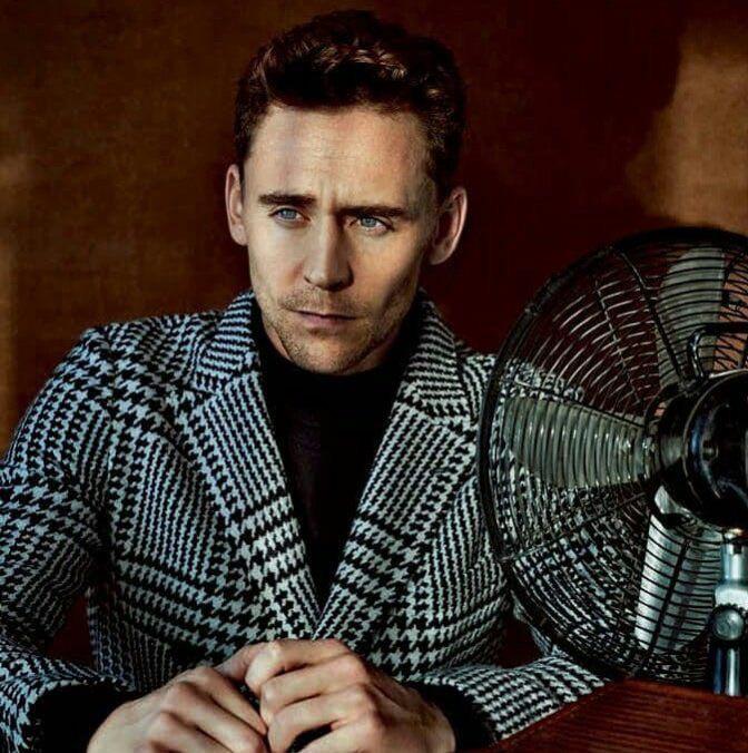 My contribution to the subreddit: Tom Hiddleston is a TOTAL BABE 😛 ️‍🔥 | Scrolller