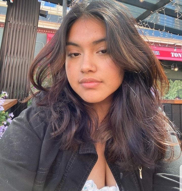 My cousin's clevage | Scrolller