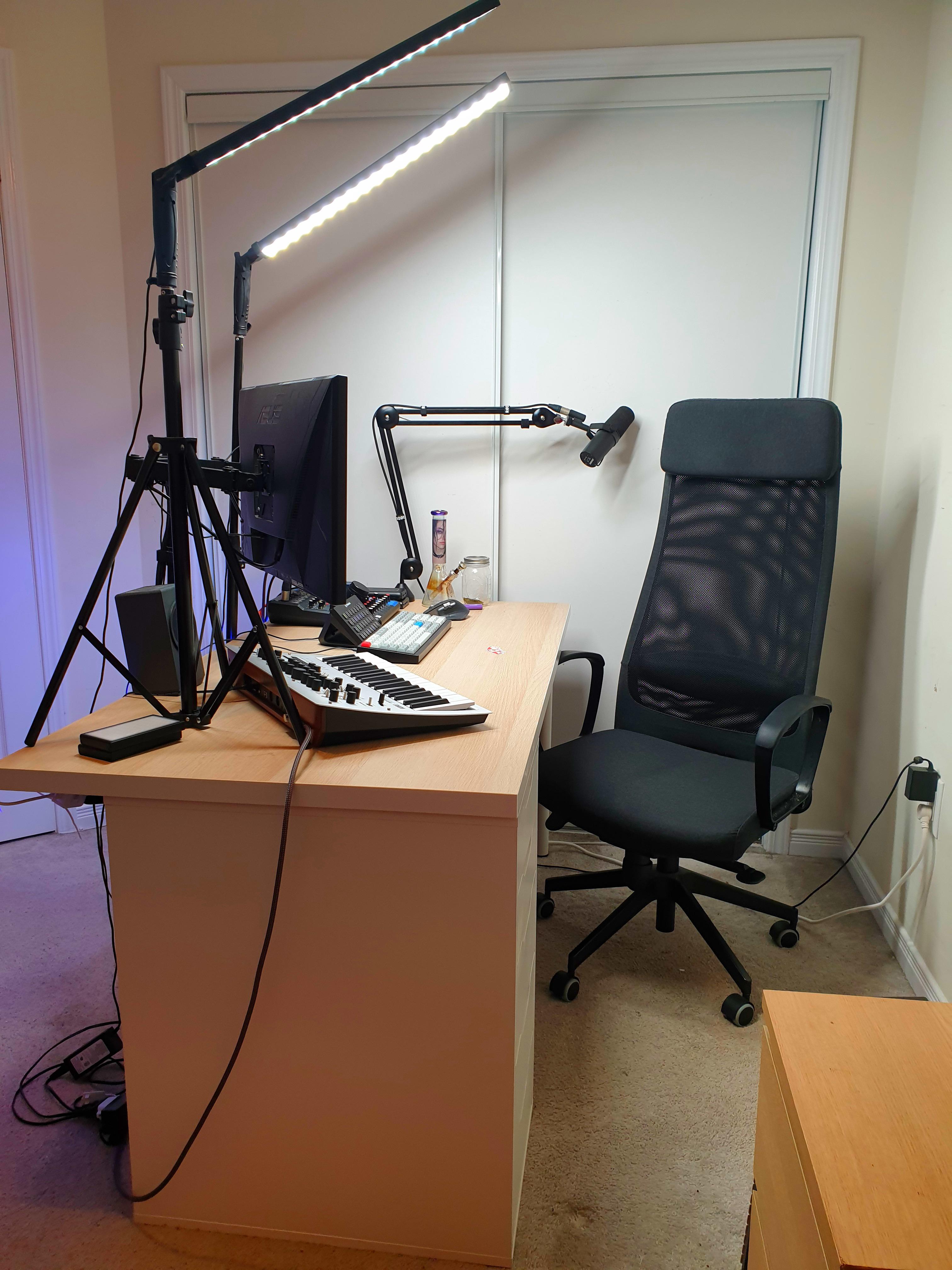 My cozy little setup for streaming and playing games with my friends. | Scrolller