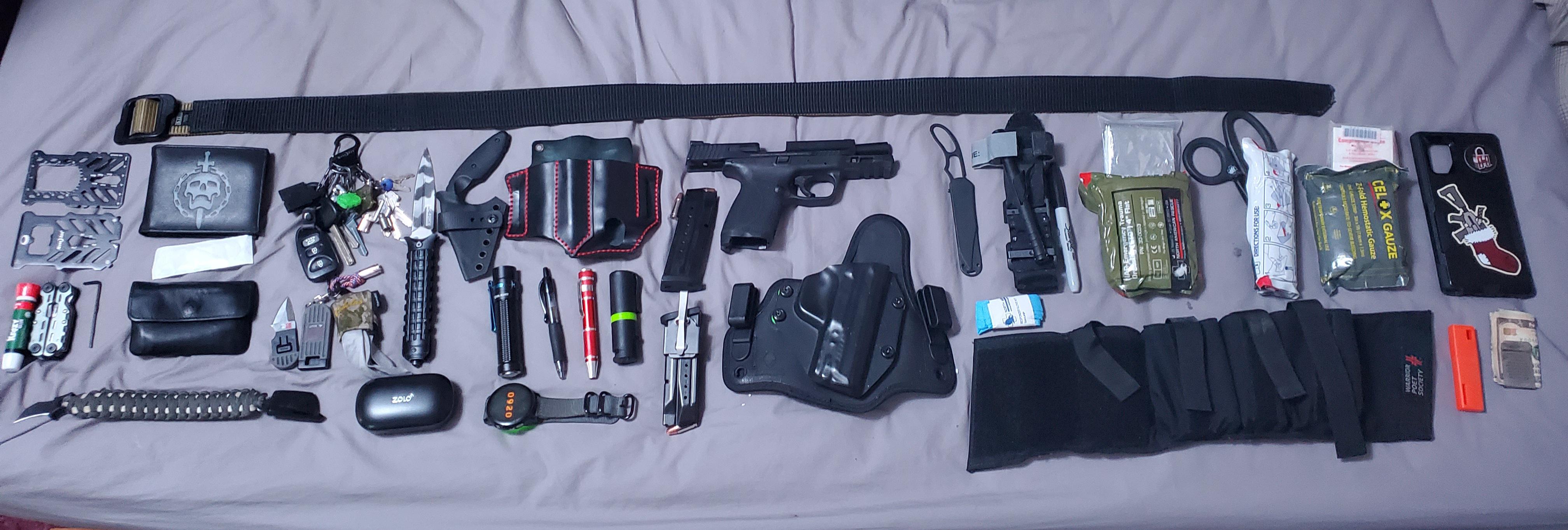 My current EDC | Scrolller