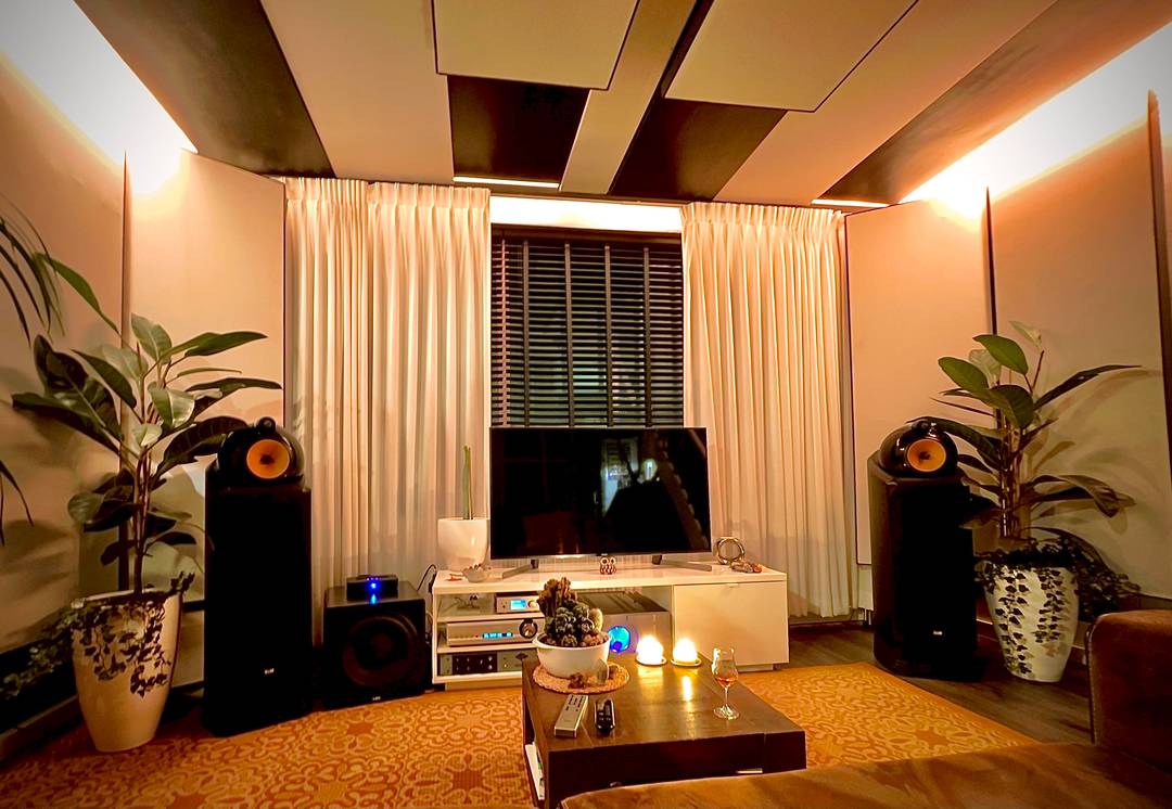 My current rig which I greatly enjoy | Scrolller