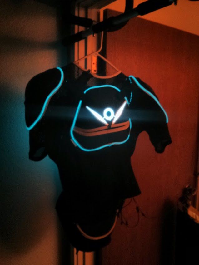 My DragonCon Tron costume is nearly finished! | Scrolller