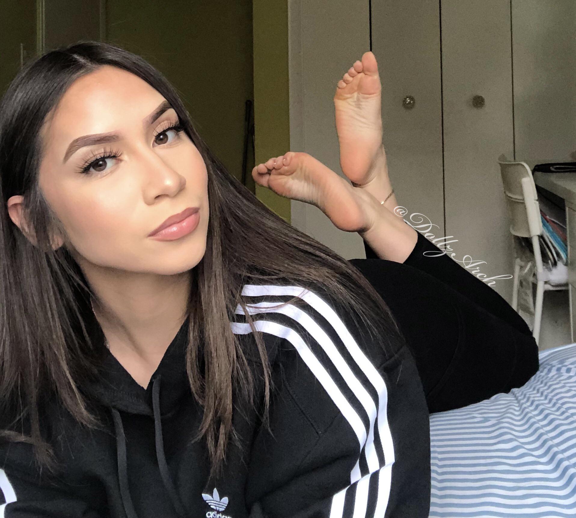 My fav pose 🥰 | Scrolller