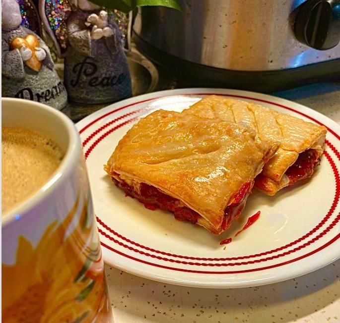 Pastelitos De Guayaba Con Queso Crema Scrolller