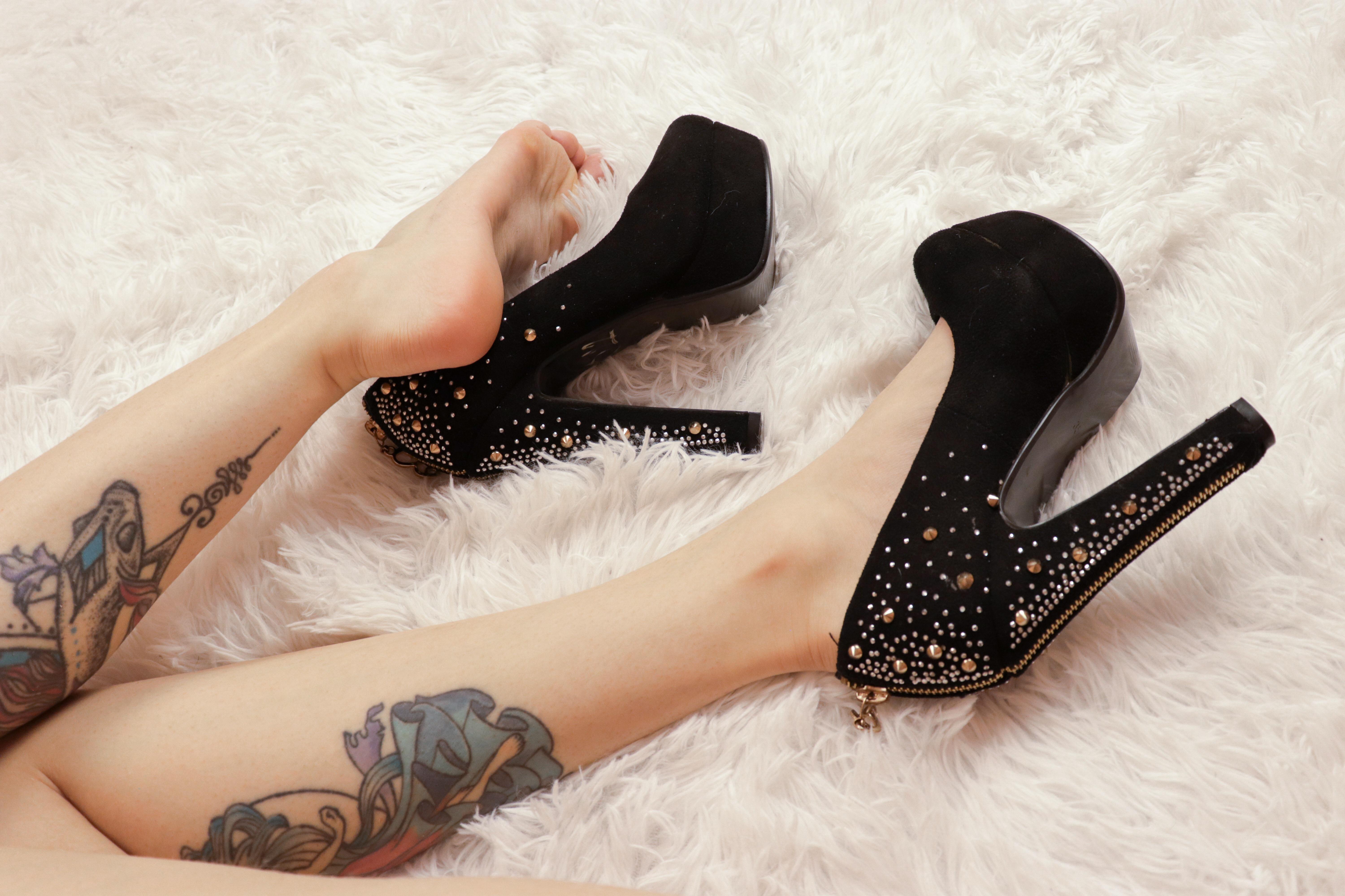 My favorite heels have spikes😈 | Scrolller