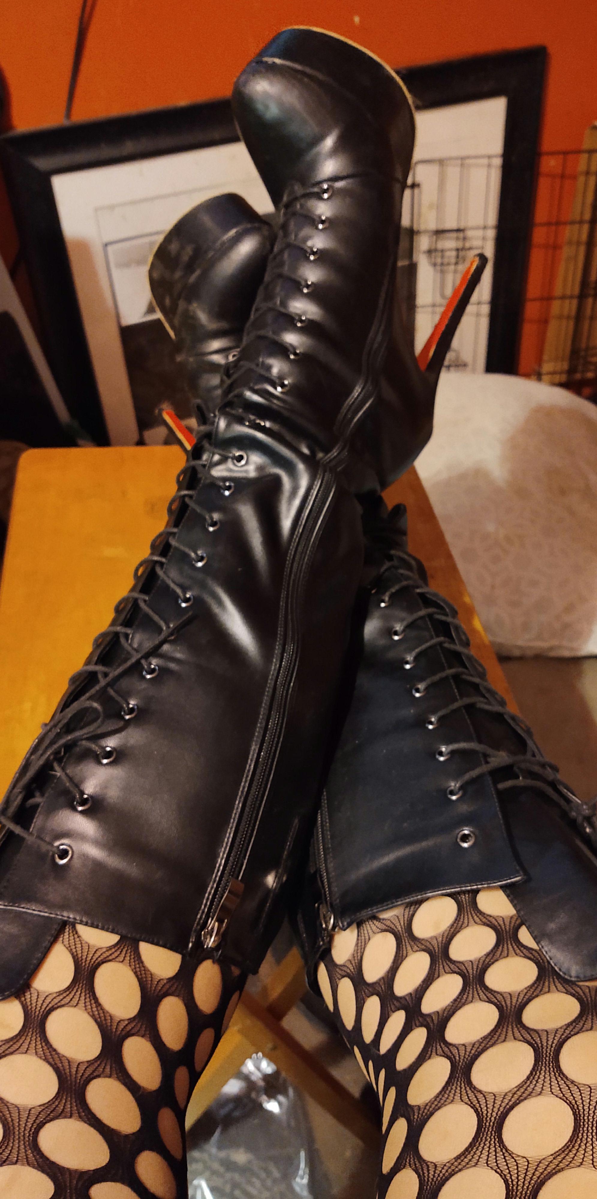 My favorite pair! | Scrolller