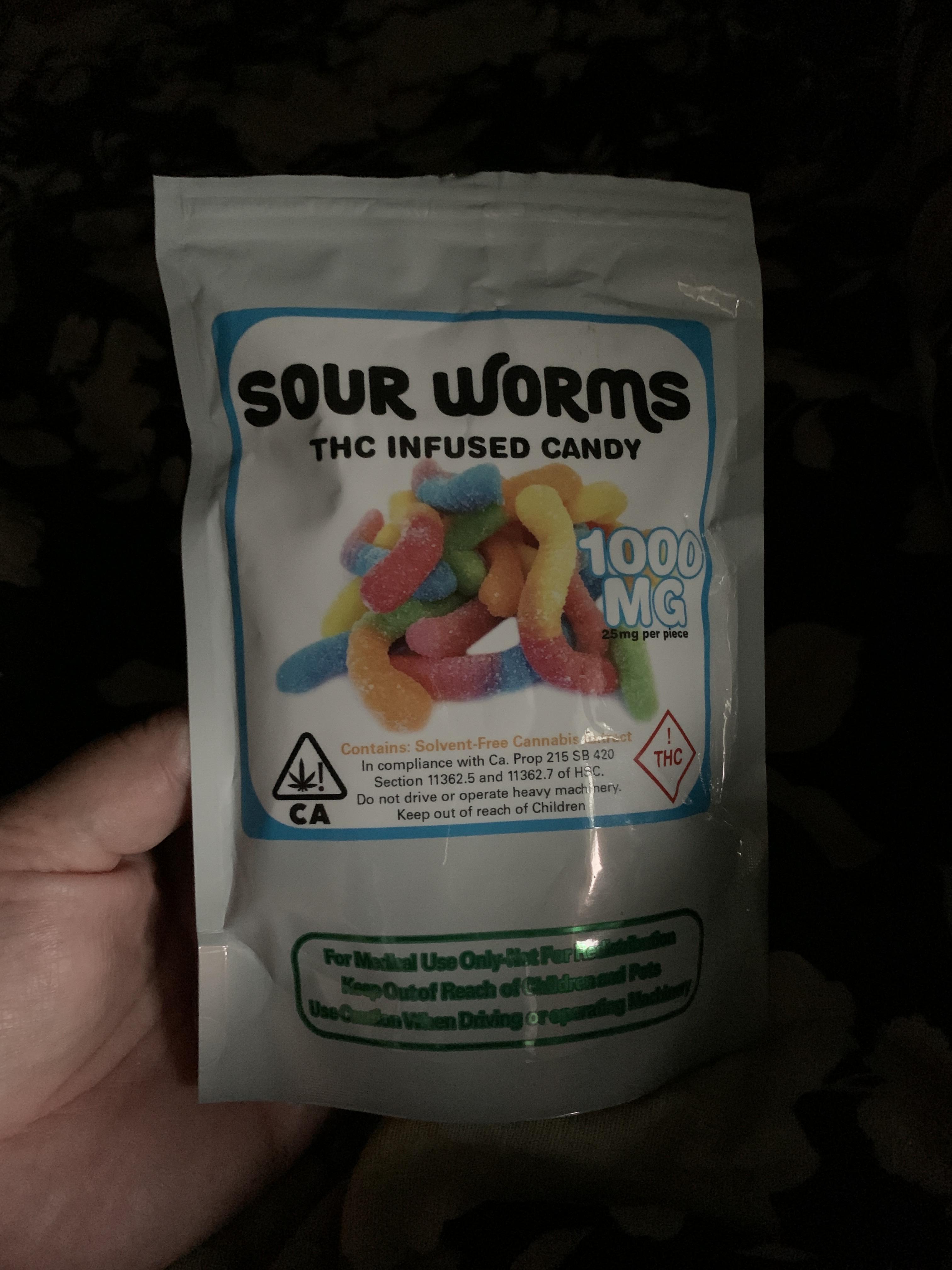 My first commercially made edible | Scrolller