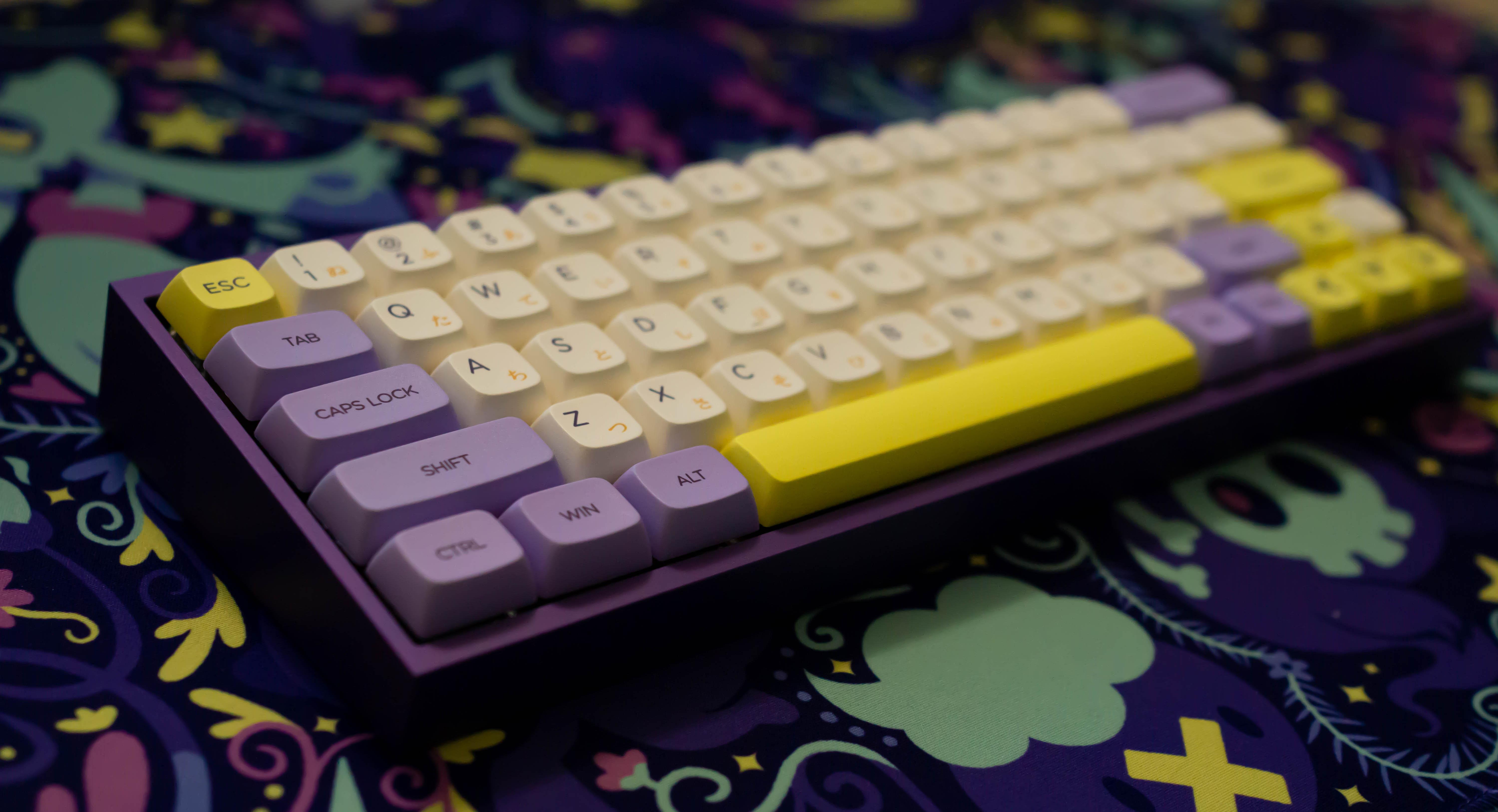 My first custom keeb. Ngl I'm struggling a bit with the 60% format but I'm in love with the ...