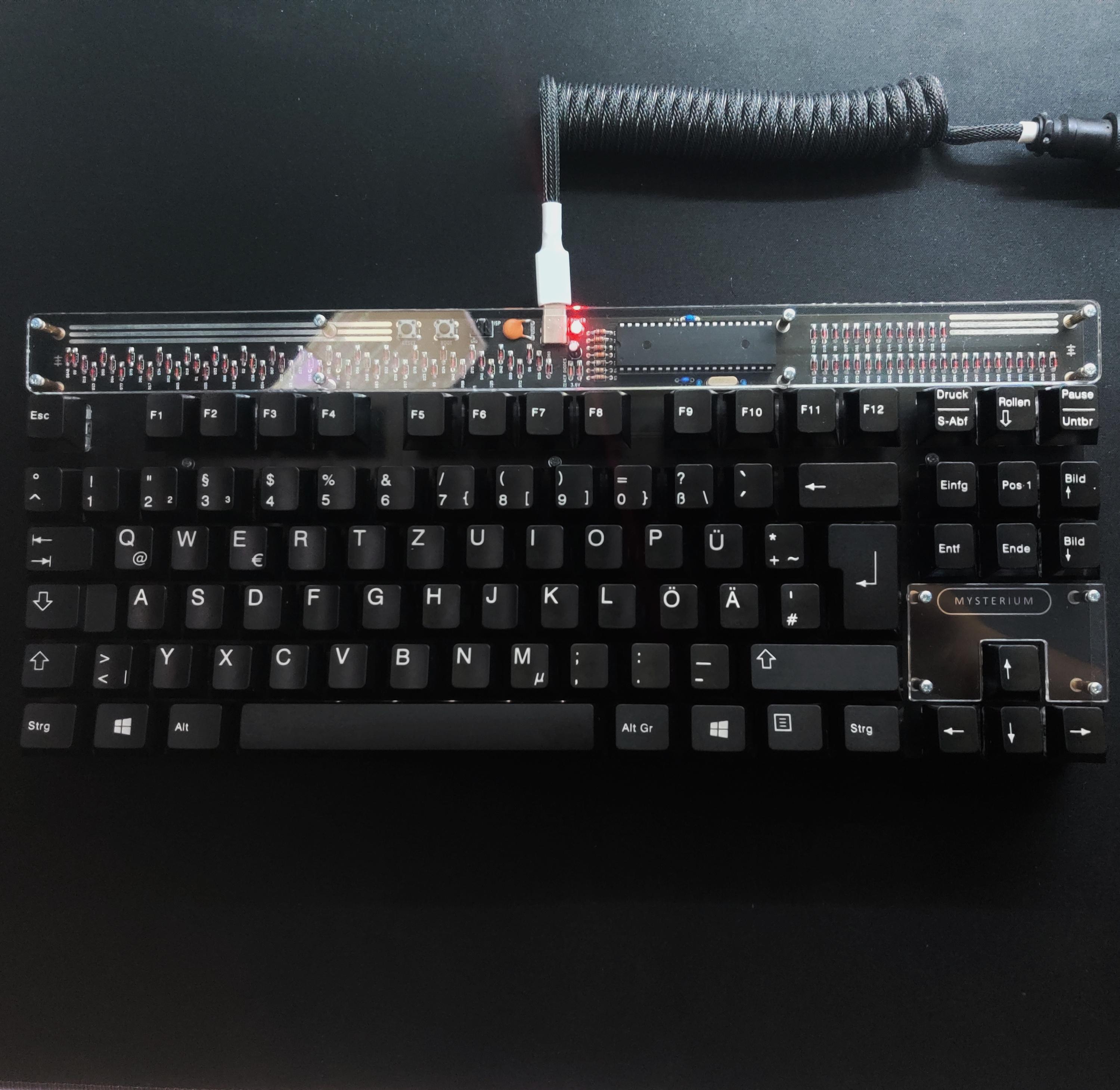 My first custom keyboard | Scrolller