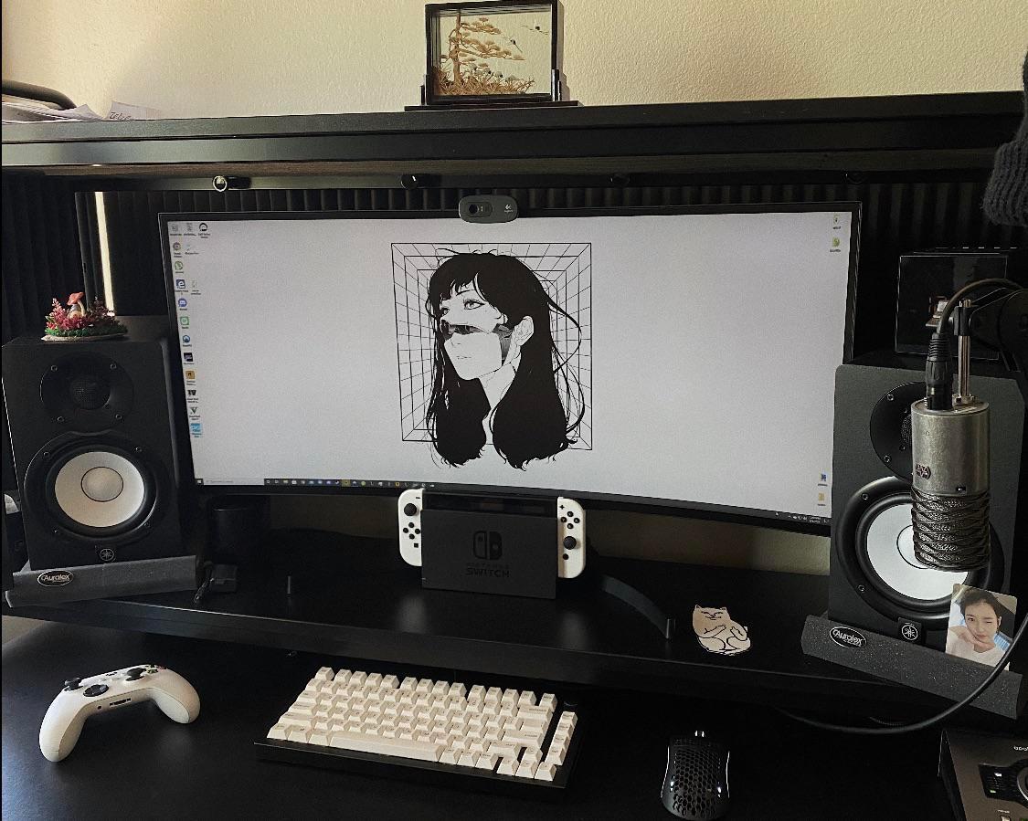 My first decent mech key GMMK pro~ | Scrolller