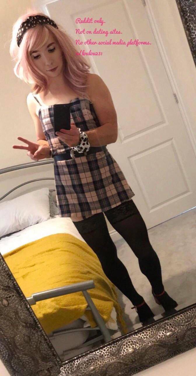 My first ever date outfit 🥺 | Scrolller