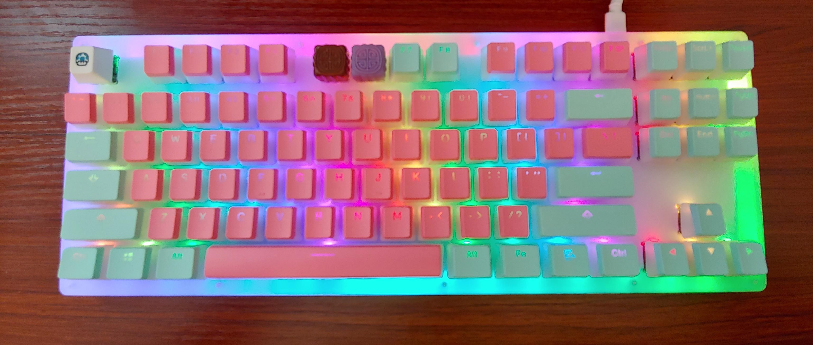 My first mechanical keyboard :) | Scrolller