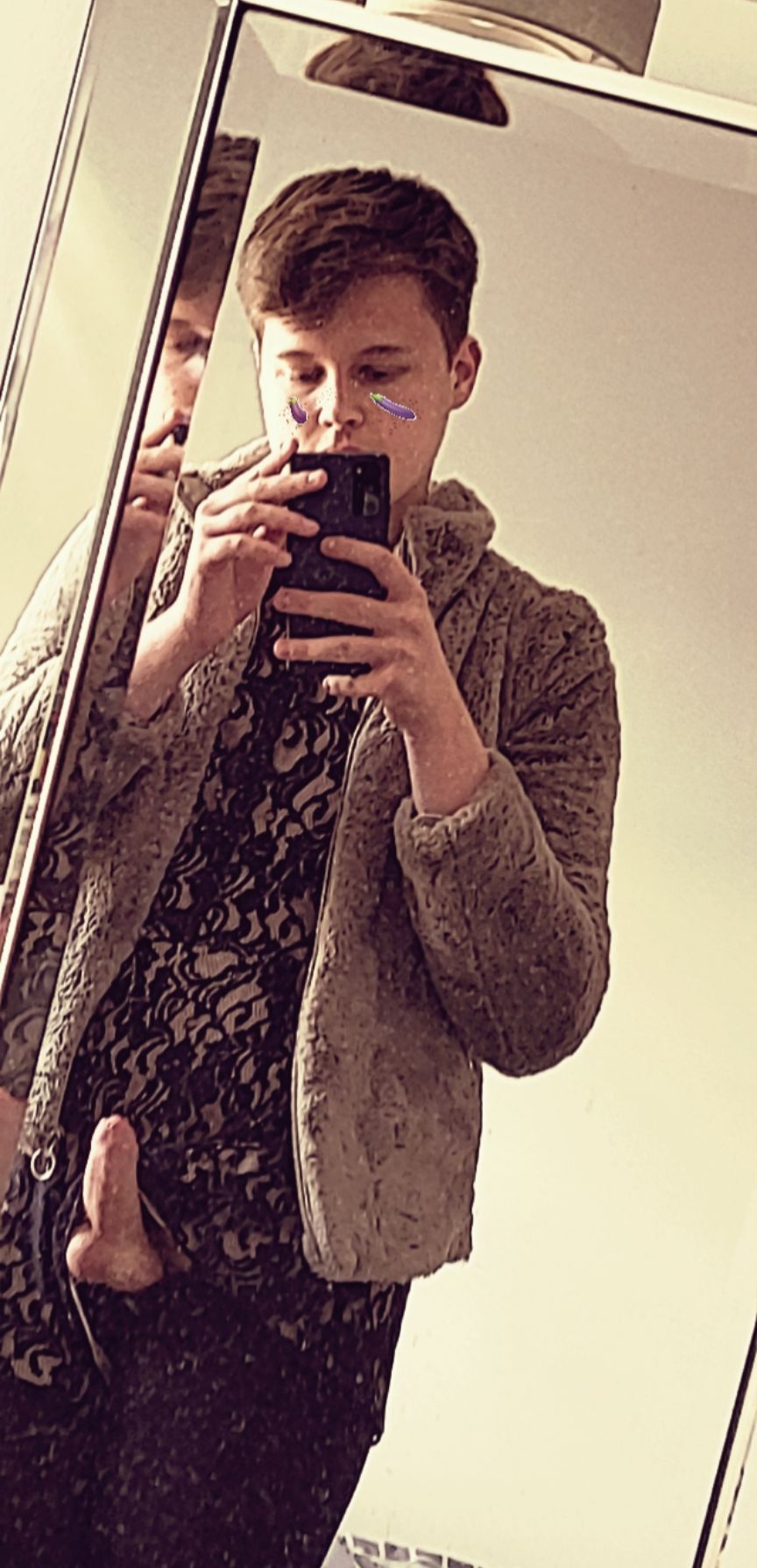 My first post please be nice 😅 | Scrolller