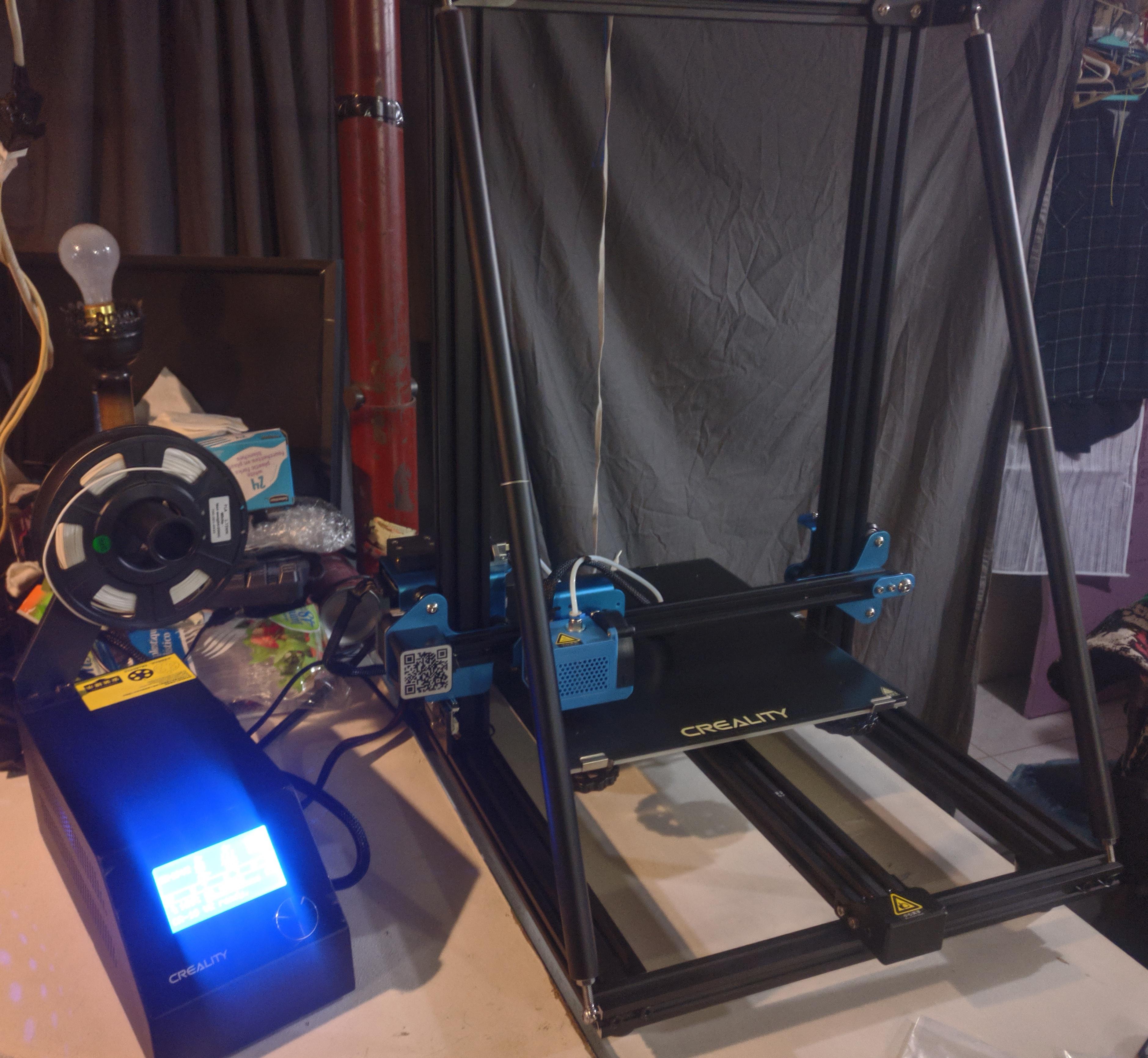 My First printer, a CR-10 V2! Very excited to get started. | Scrolller