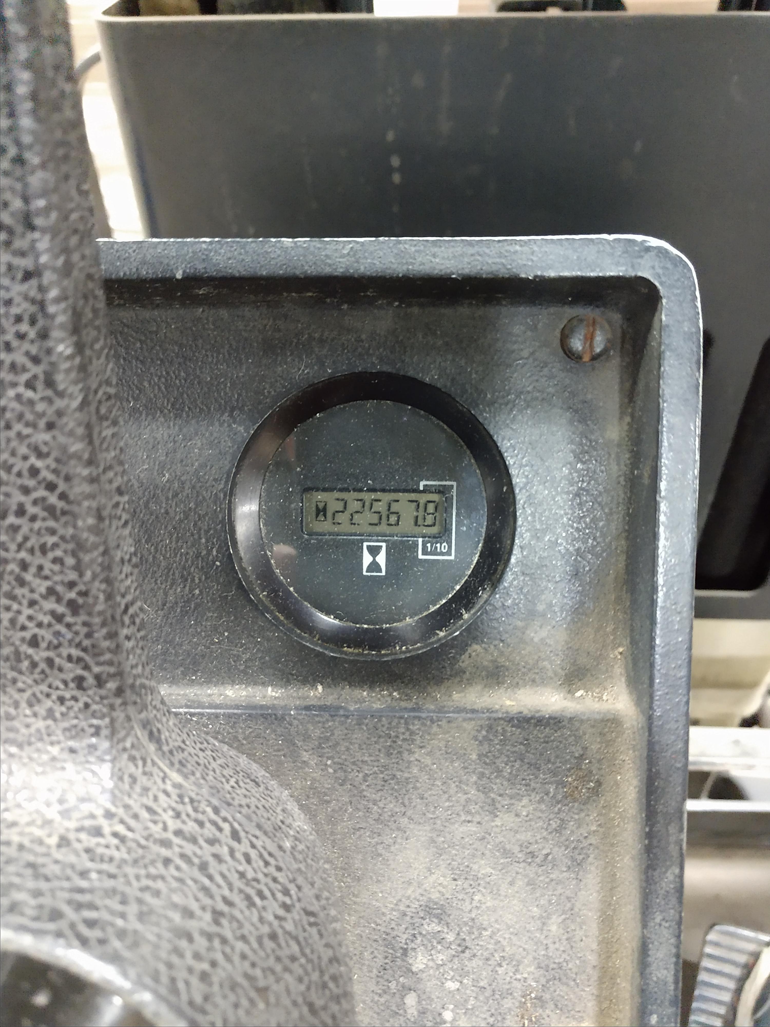 My forklift wants to be a dancer. 5, 6, 7, 8! | Scrolller