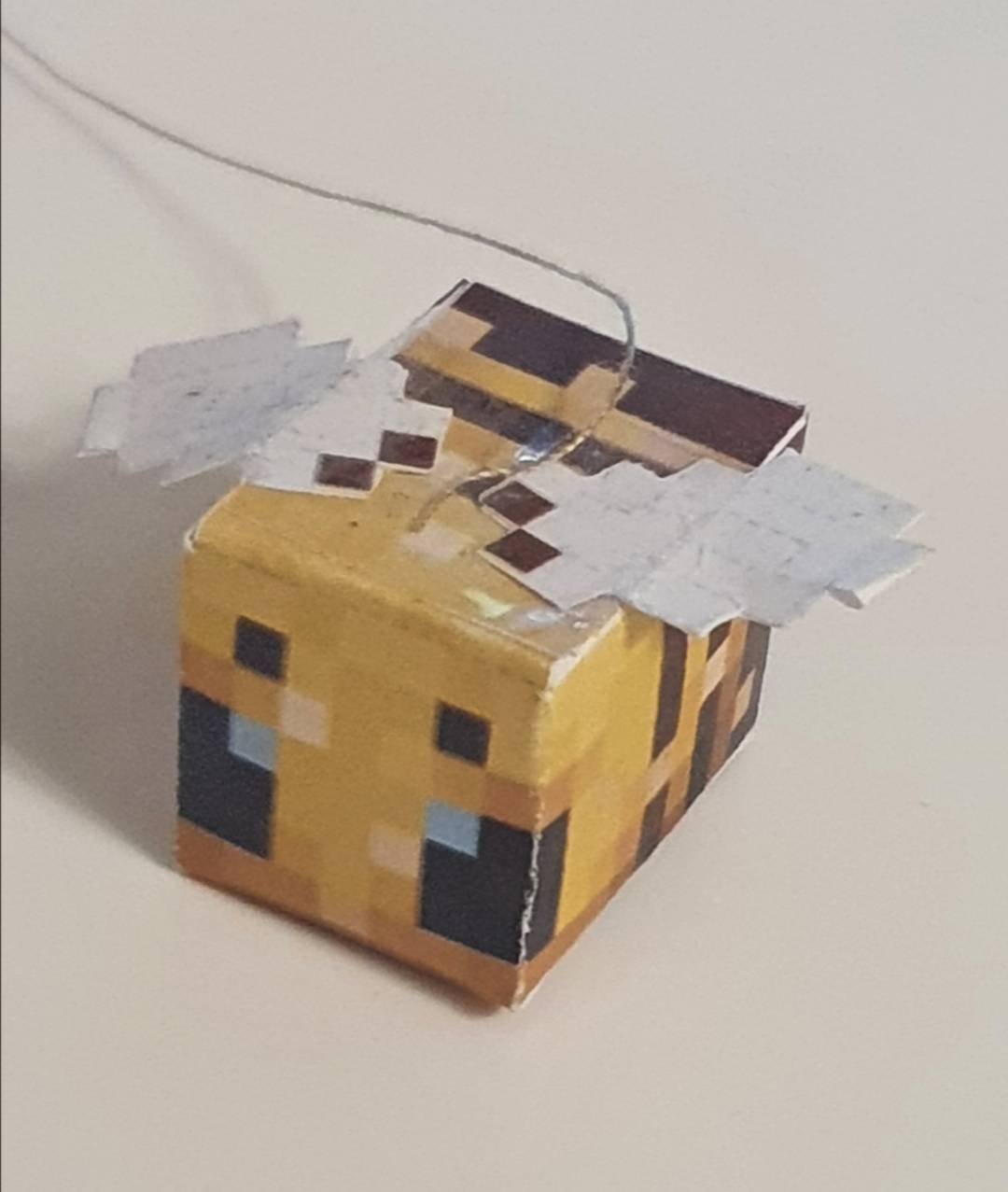 My friend made a bee | Scrolller